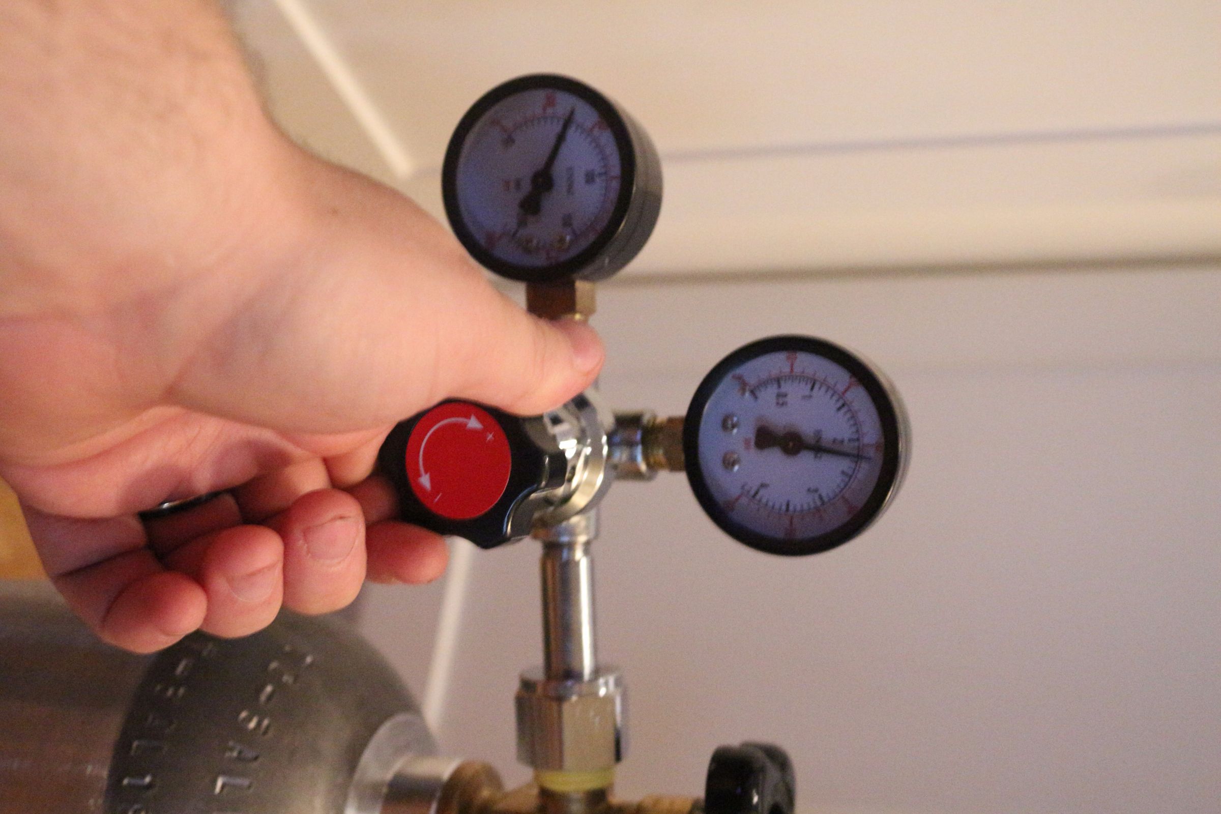 Home Carbonation System for Water, Beer, and More : 10 Steps (with ...