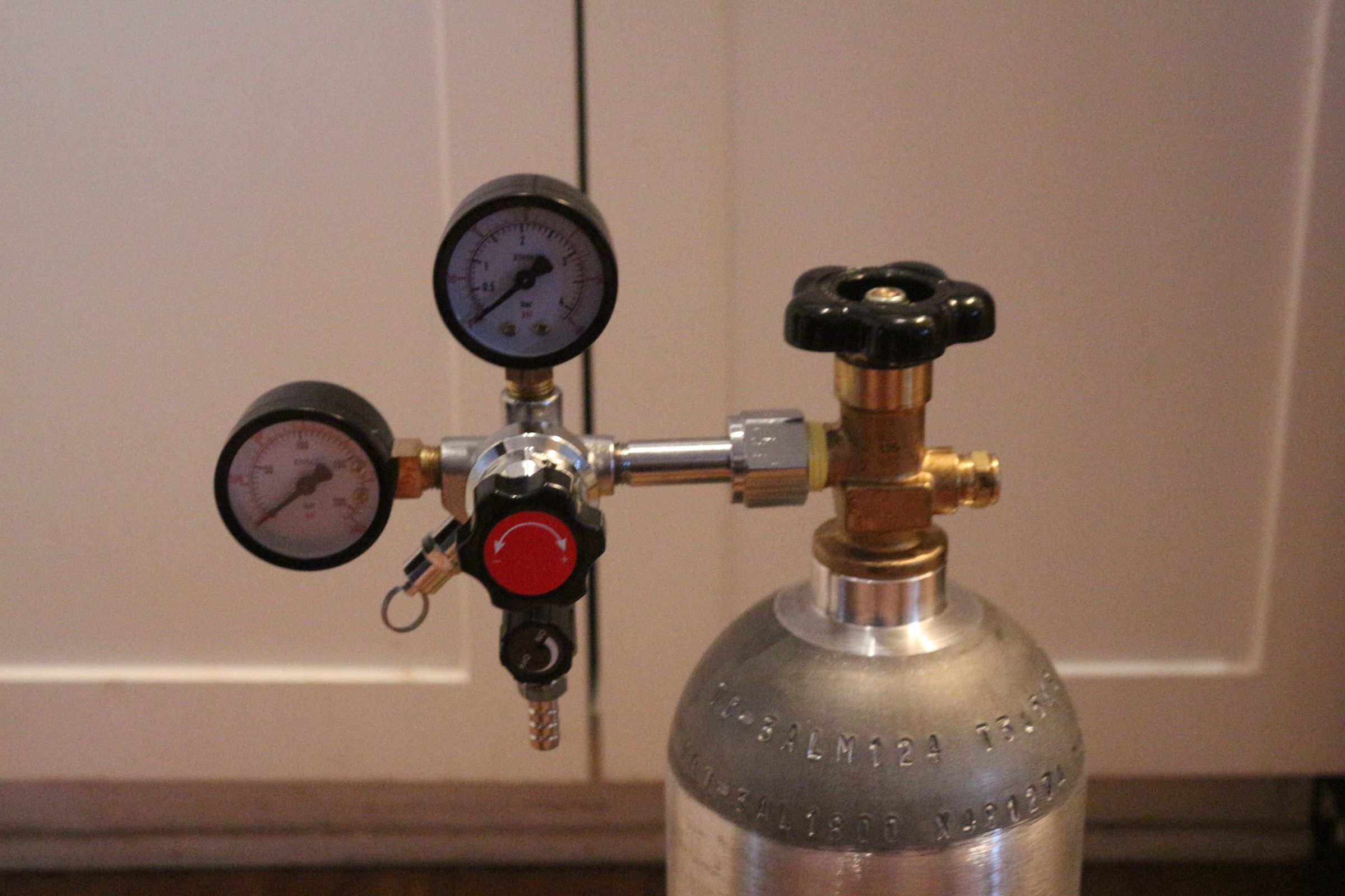 Home Carbonation System for Water, Beer, and More : 10 Steps (with ...
