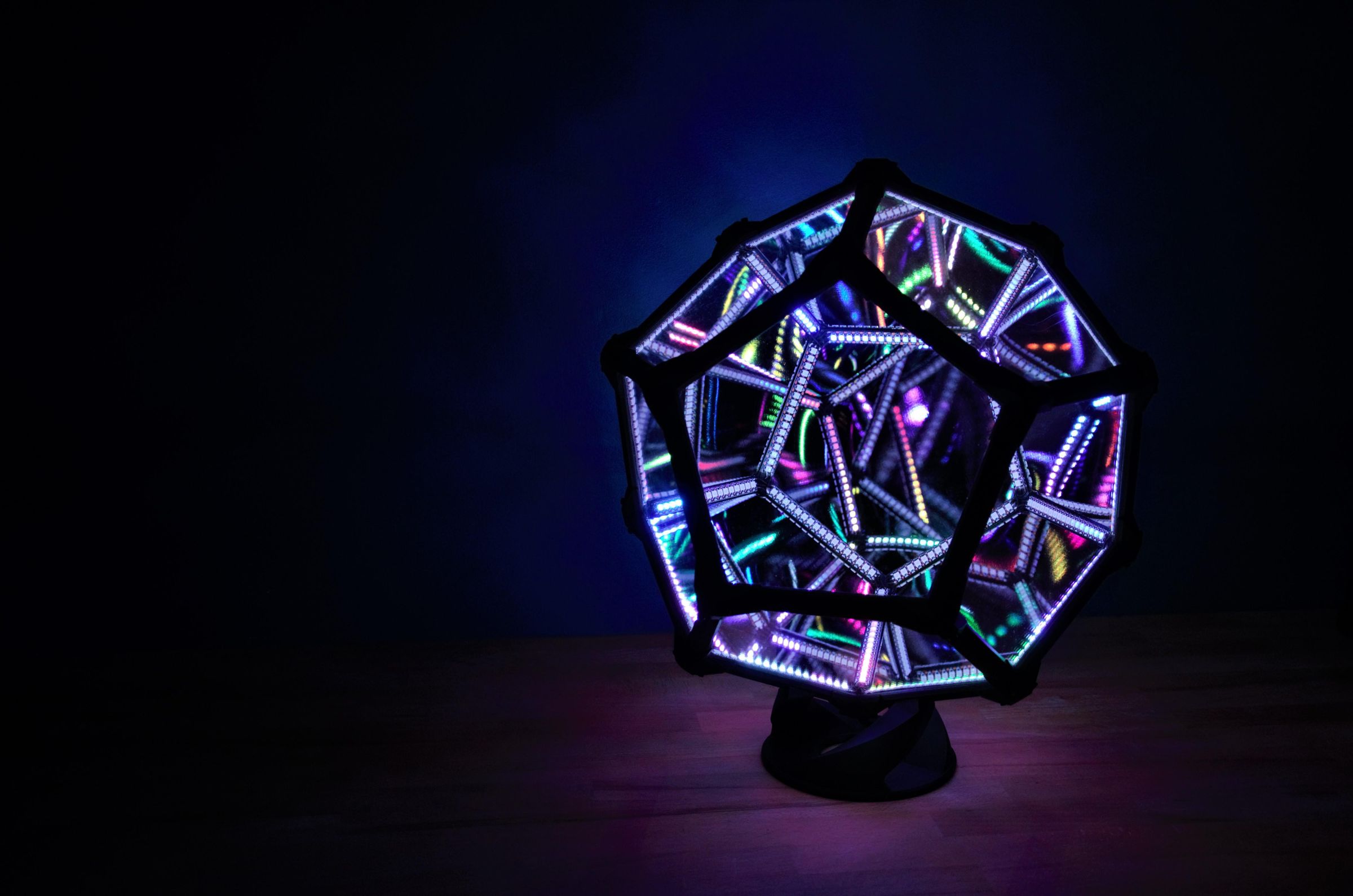 Infinity Mirror Dodecahedron : 6 Steps (with Pictures) - Instructables