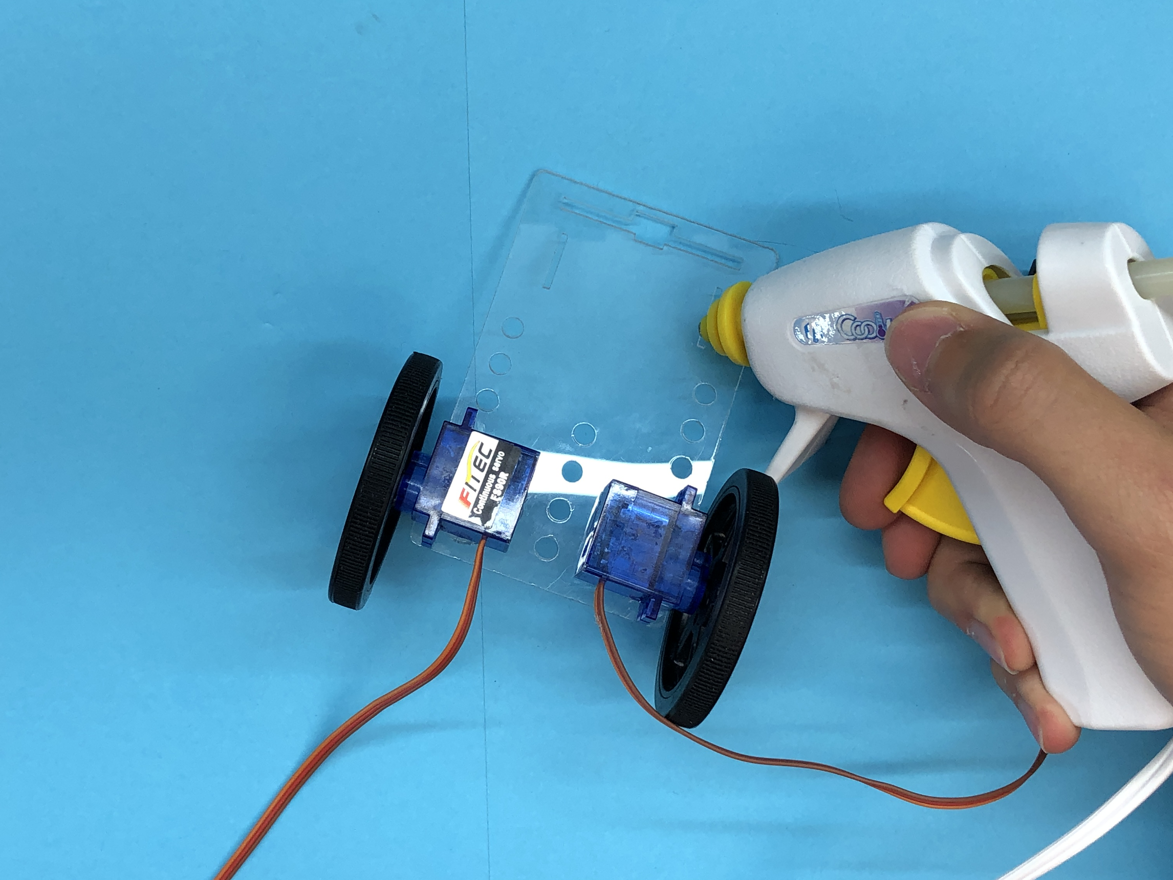 Micro:Bot - Micro:Bit : 20 Steps - Instructables