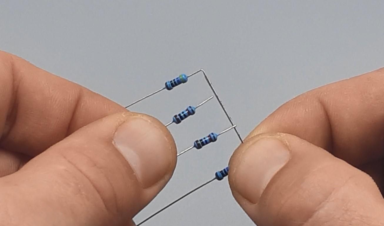 Simple Flip Flop Circuit : 8 Steps (with Pictures) - Instructables