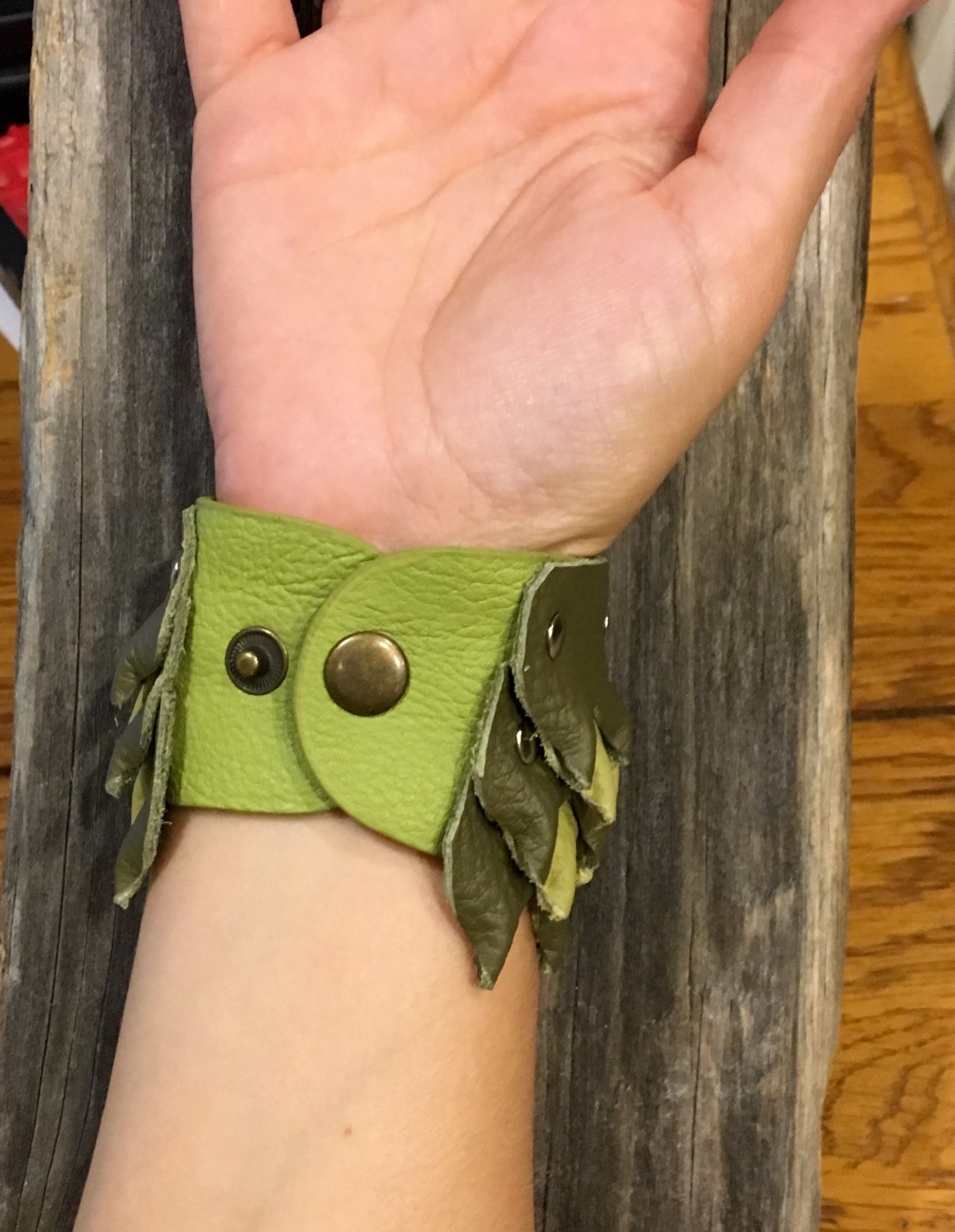 Leather Mini Dragon Scale Bracelet : 9 Steps (with Pictures ...
