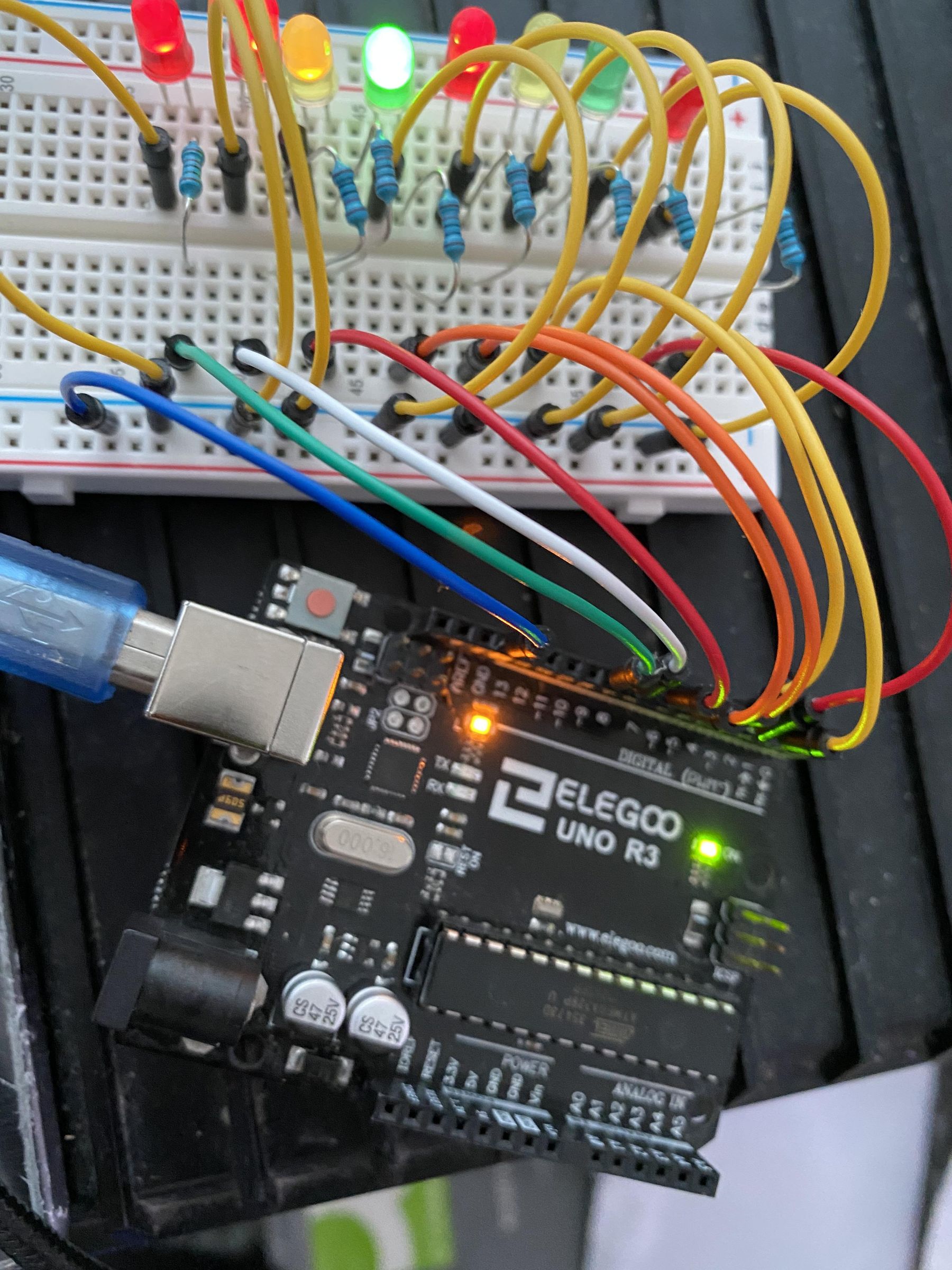 Flowing LED Lights With Arduino Uno R3 : 6 Steps - Instructables