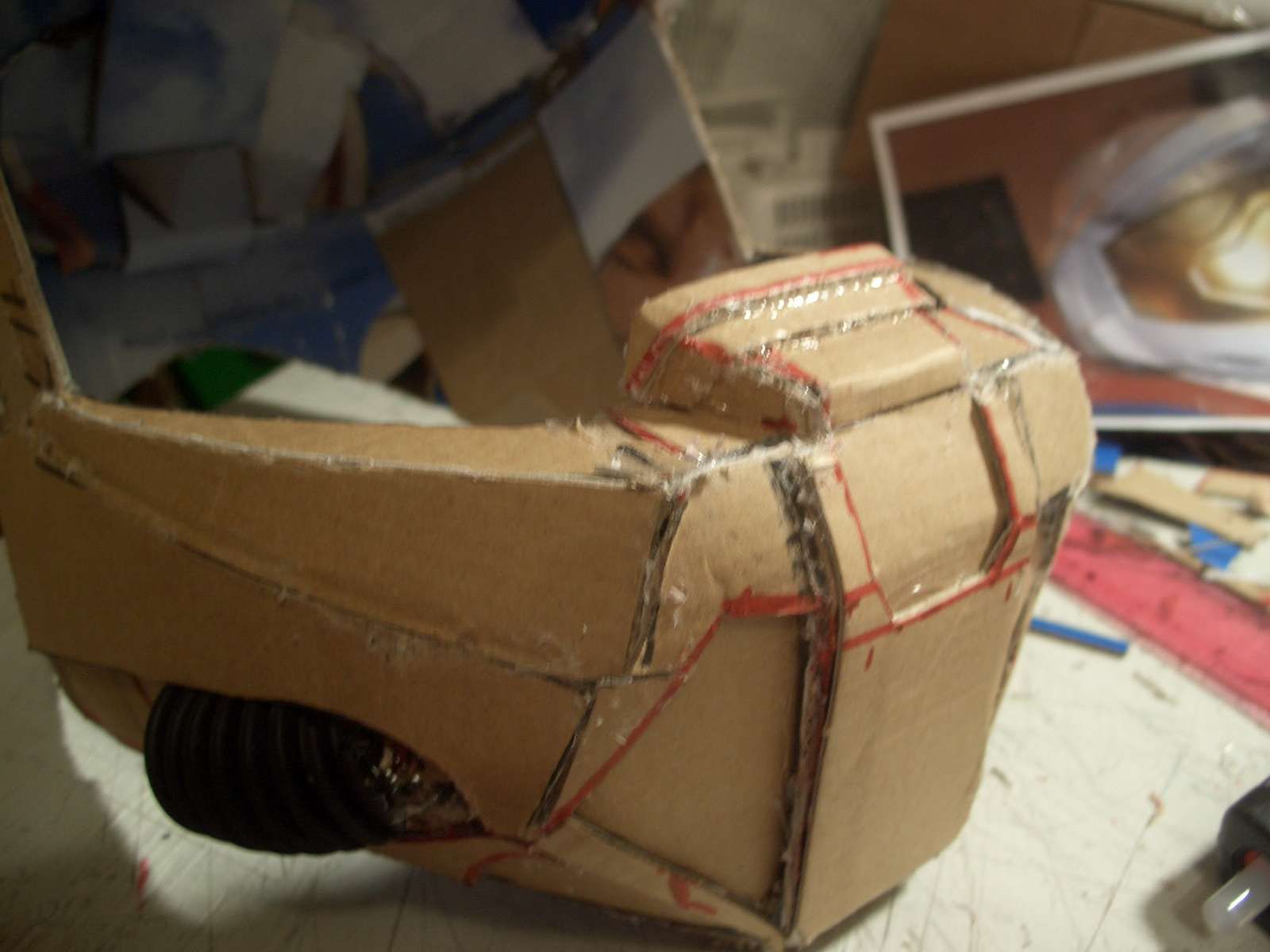 Cardboard/Fiberglass Halo 3 Inspired Master Chief Costume : 15 Steps ...