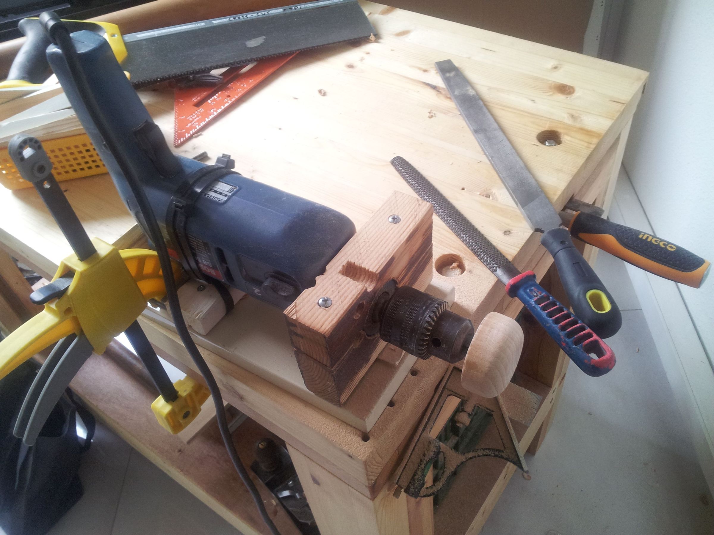 DIY Portable Workbench (knock-down Design) With a Leg Vise and Storage ...