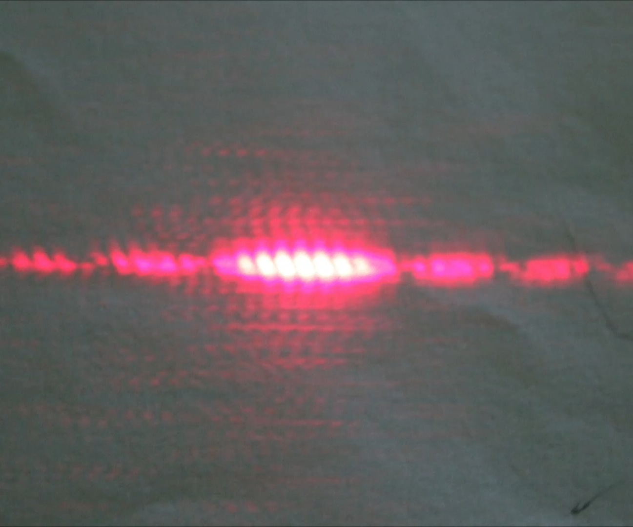 Double Slit Experiment : 4 Steps - Instructables