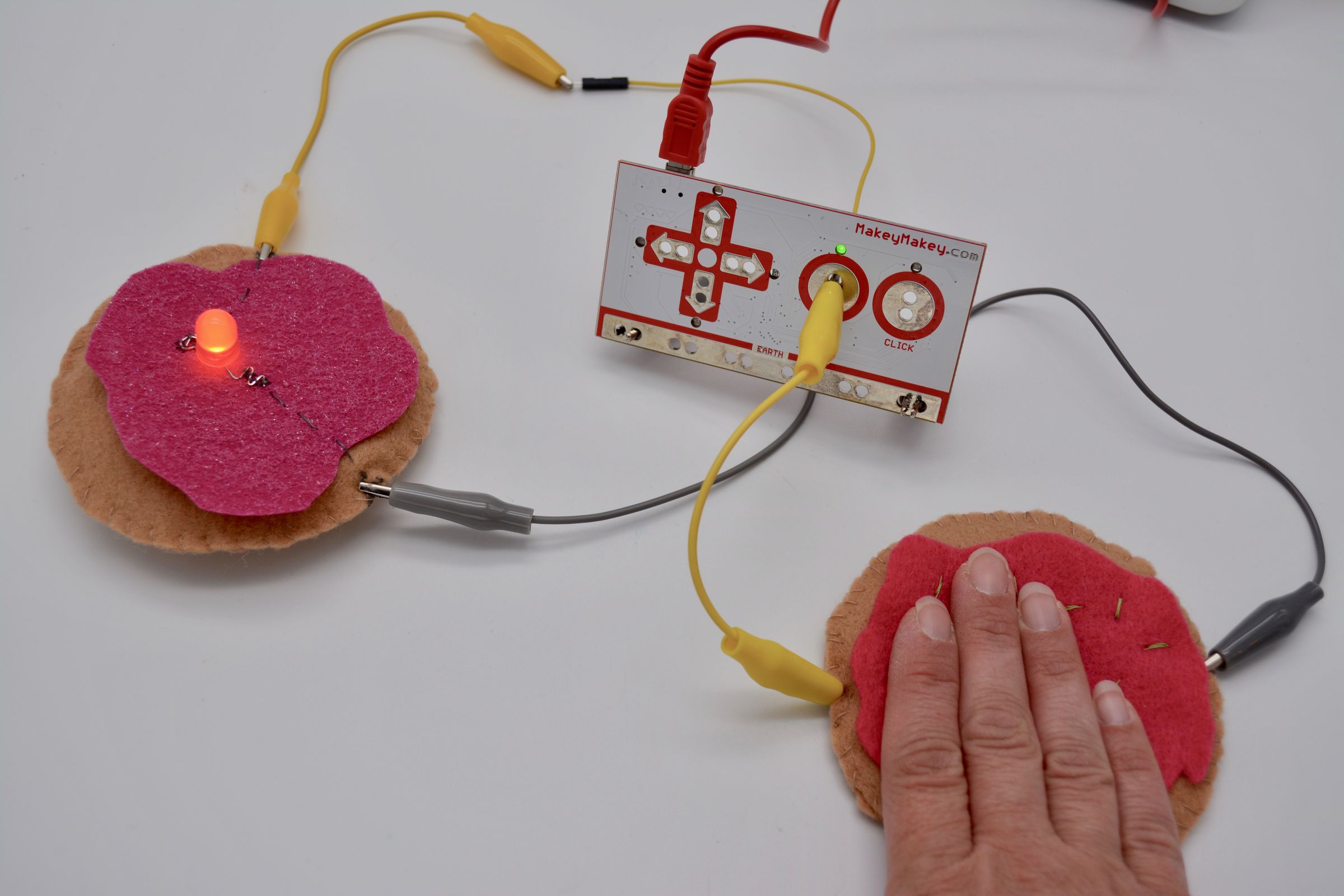 Conductive Jelly Donuts - an Introduction to Sewing Circuits With Makey Makey : 4 Steps (with ...