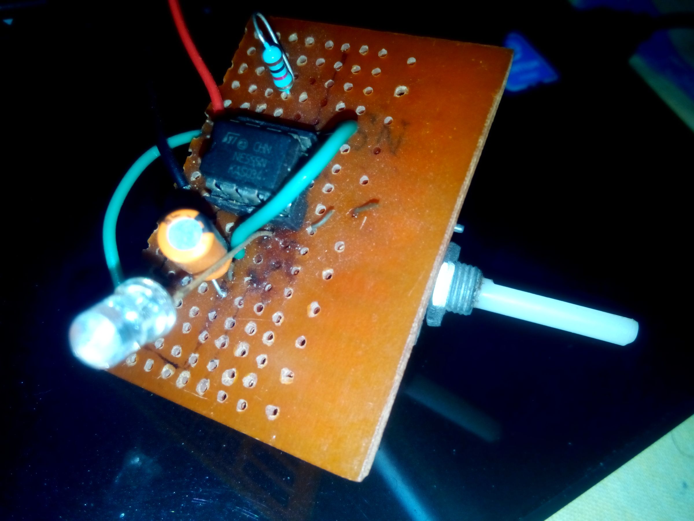 Rectangular/Square Wave Generator Using 555 Timer : 3 Steps (with ...