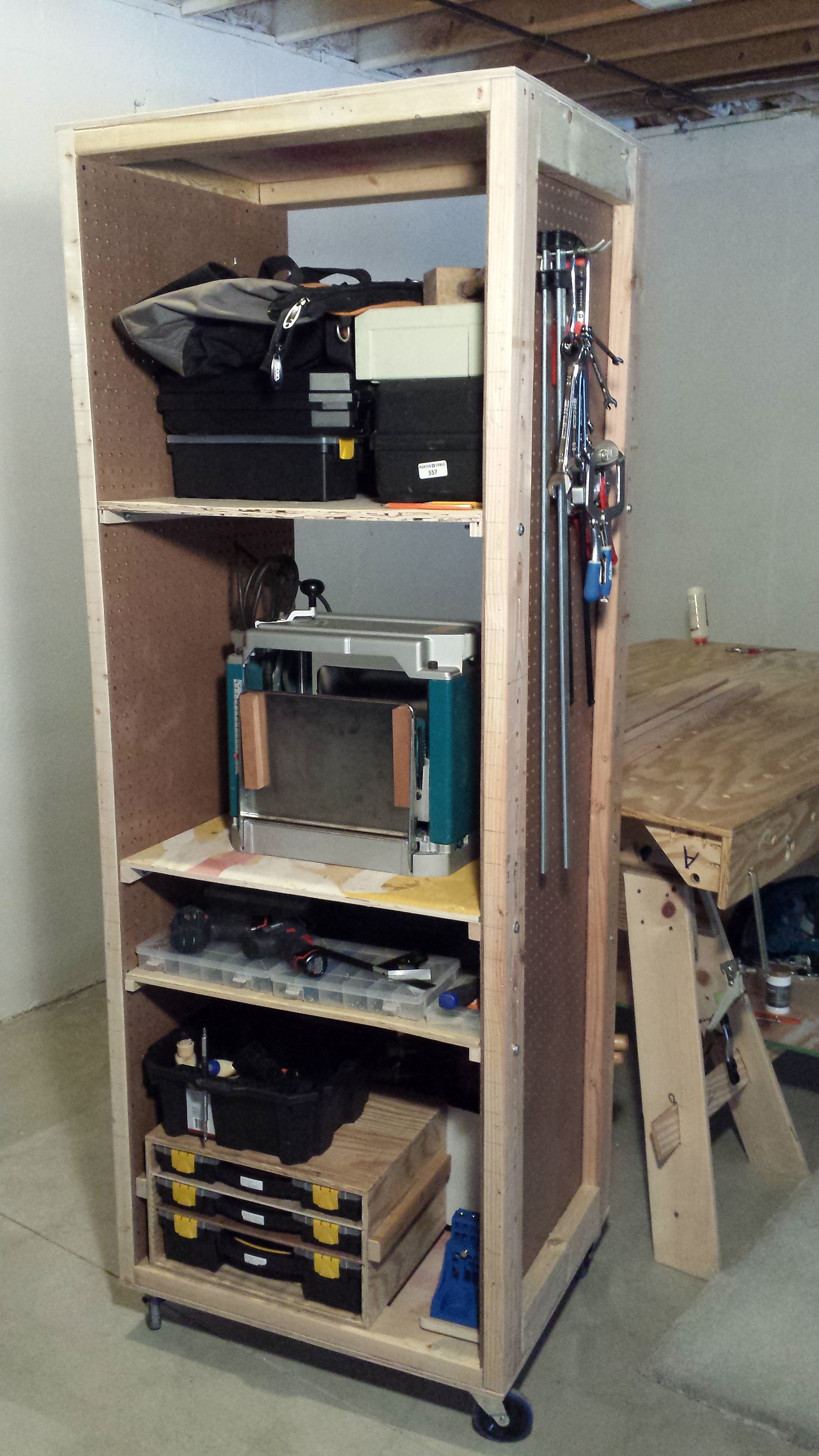 Workshop Mobile Storage Unit With Adjustable Shelving : 5 Steps ...