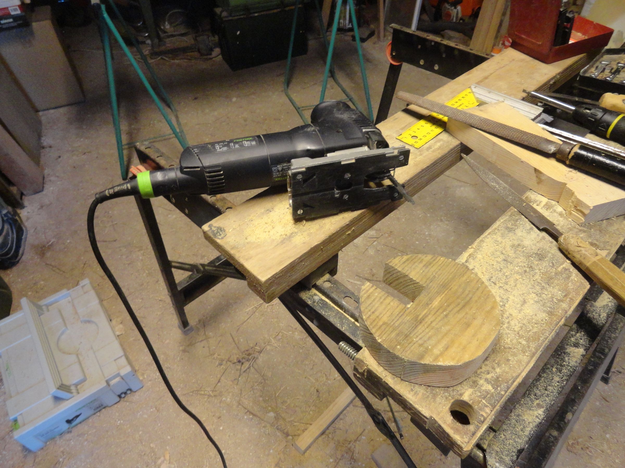 Wood Tommy Gun Replica : 25 Steps - Instructables