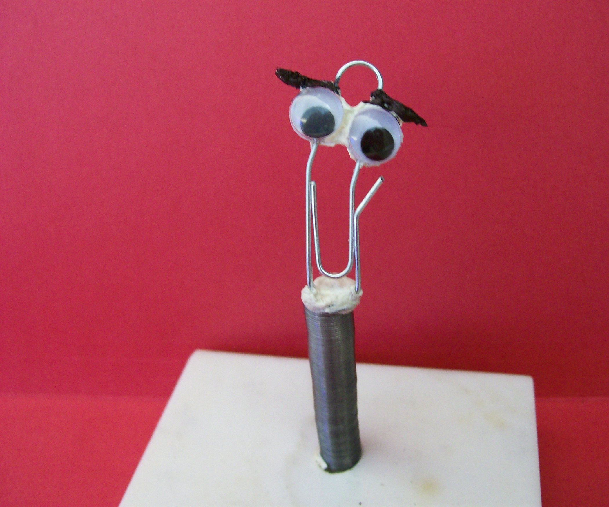 Clippy Bobble : 4 Steps (with Pictures) - Instructables