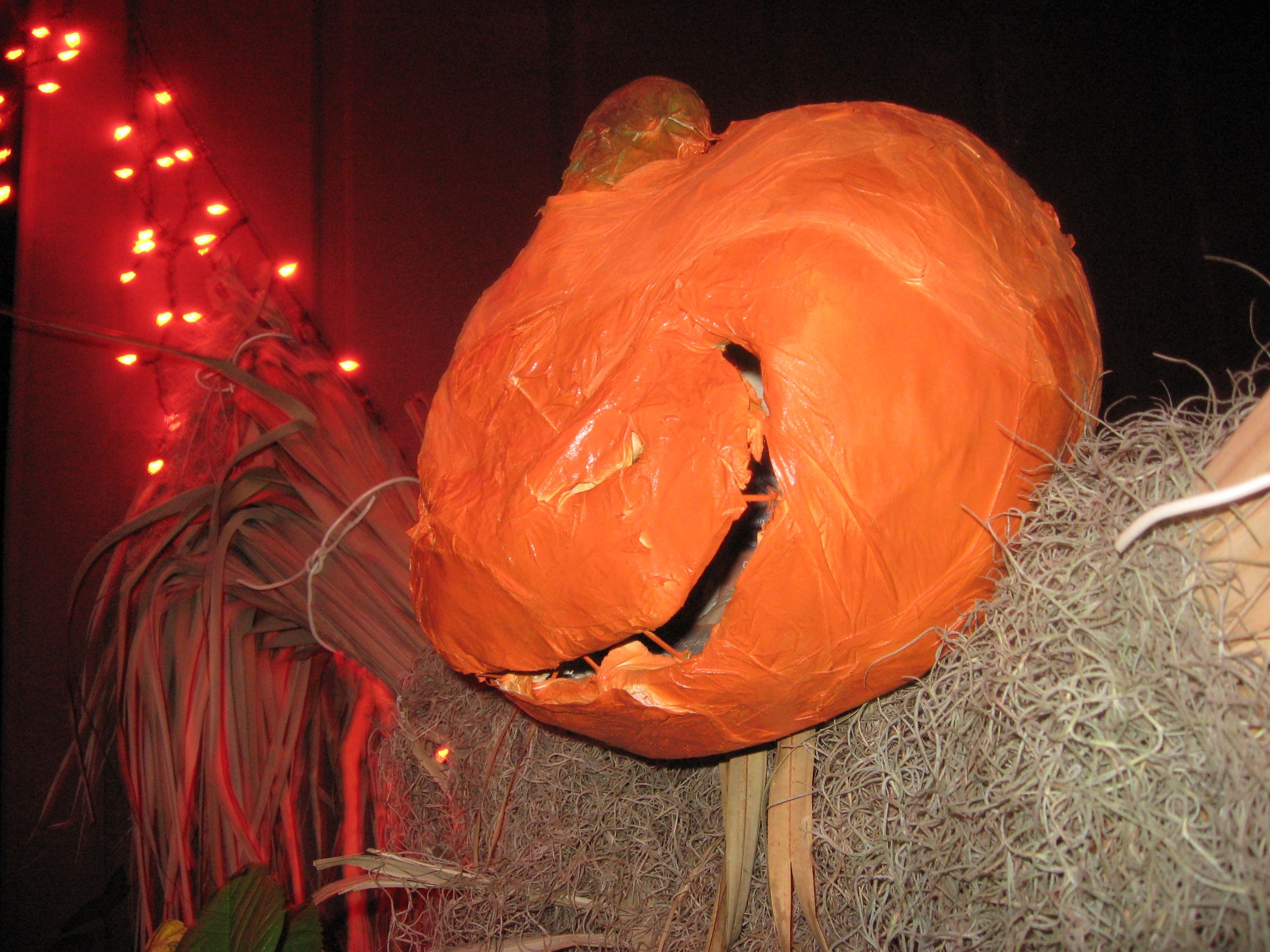 Pumpkin Scarecrow : 10 Steps - Instructables