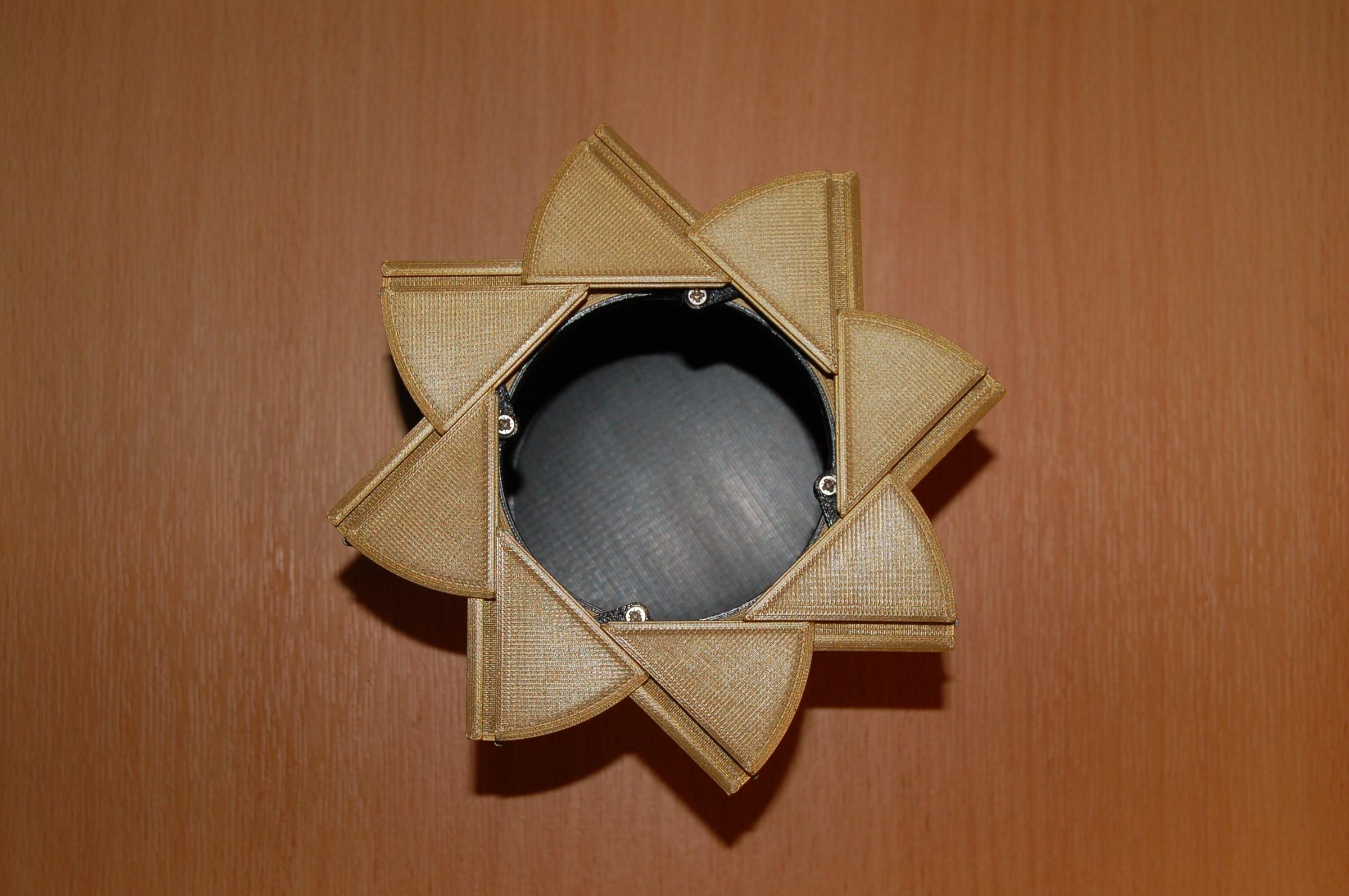 Decorative Iris Box Guide : 11 Steps (with Pictures) - Instructables