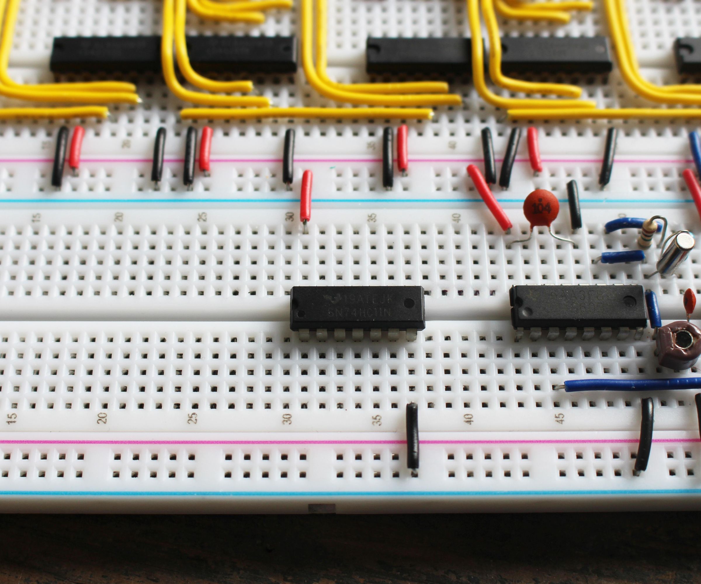 Common IC Breadboard Clock : 7 Steps (with Pictures) - Instructables