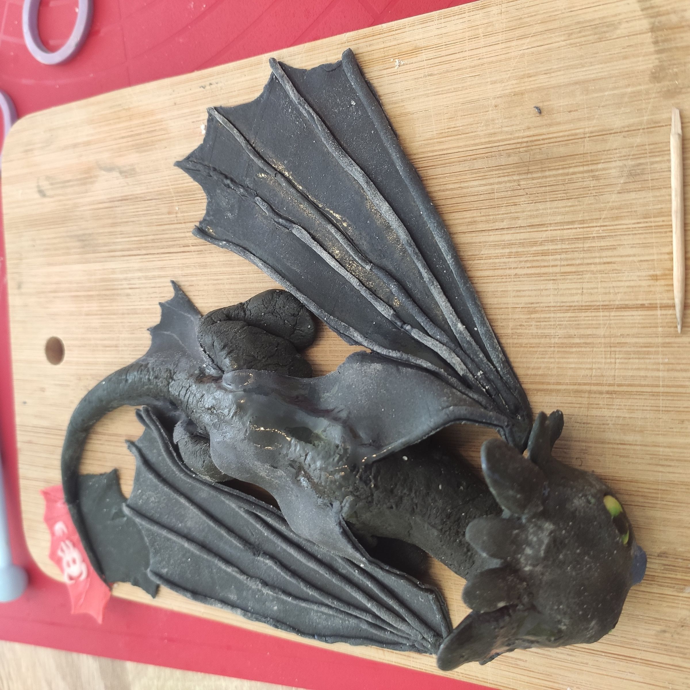 Toothless - Cake Fondant : 4 Steps - Instructables