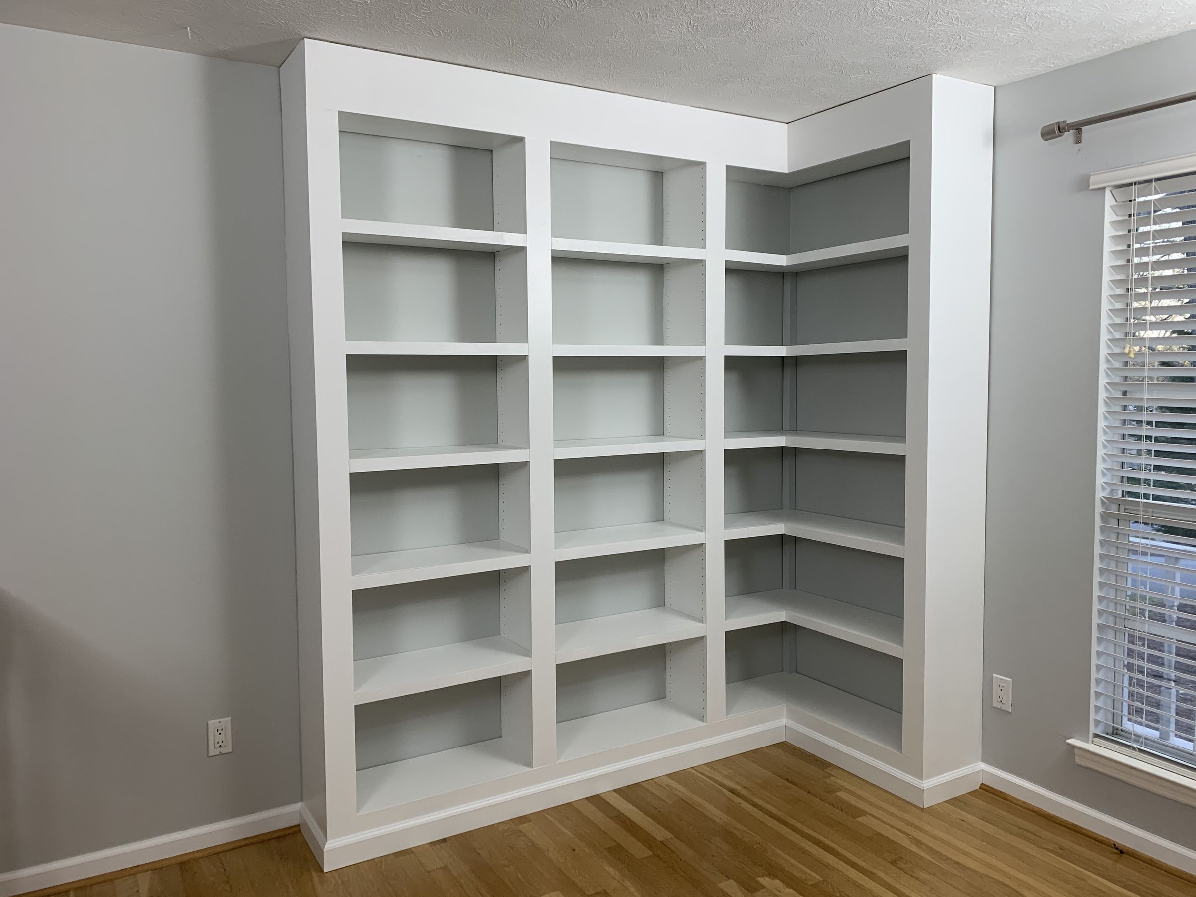 Build Your Own Hardwood Built-In Bookcases! : 8 Steps (with Pictures ...