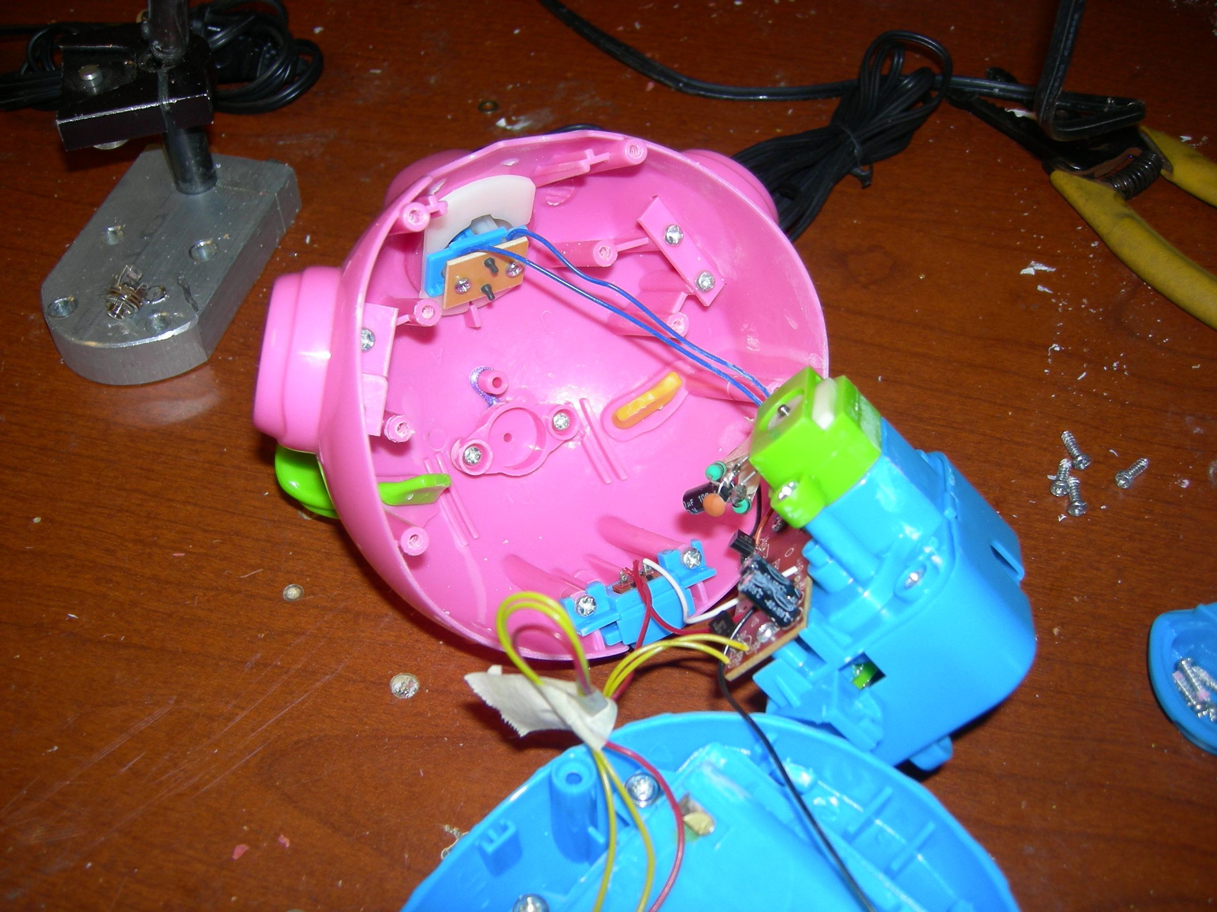 Switch Adapted Giggle Pig : 8 Steps (with Pictures) - Instructables