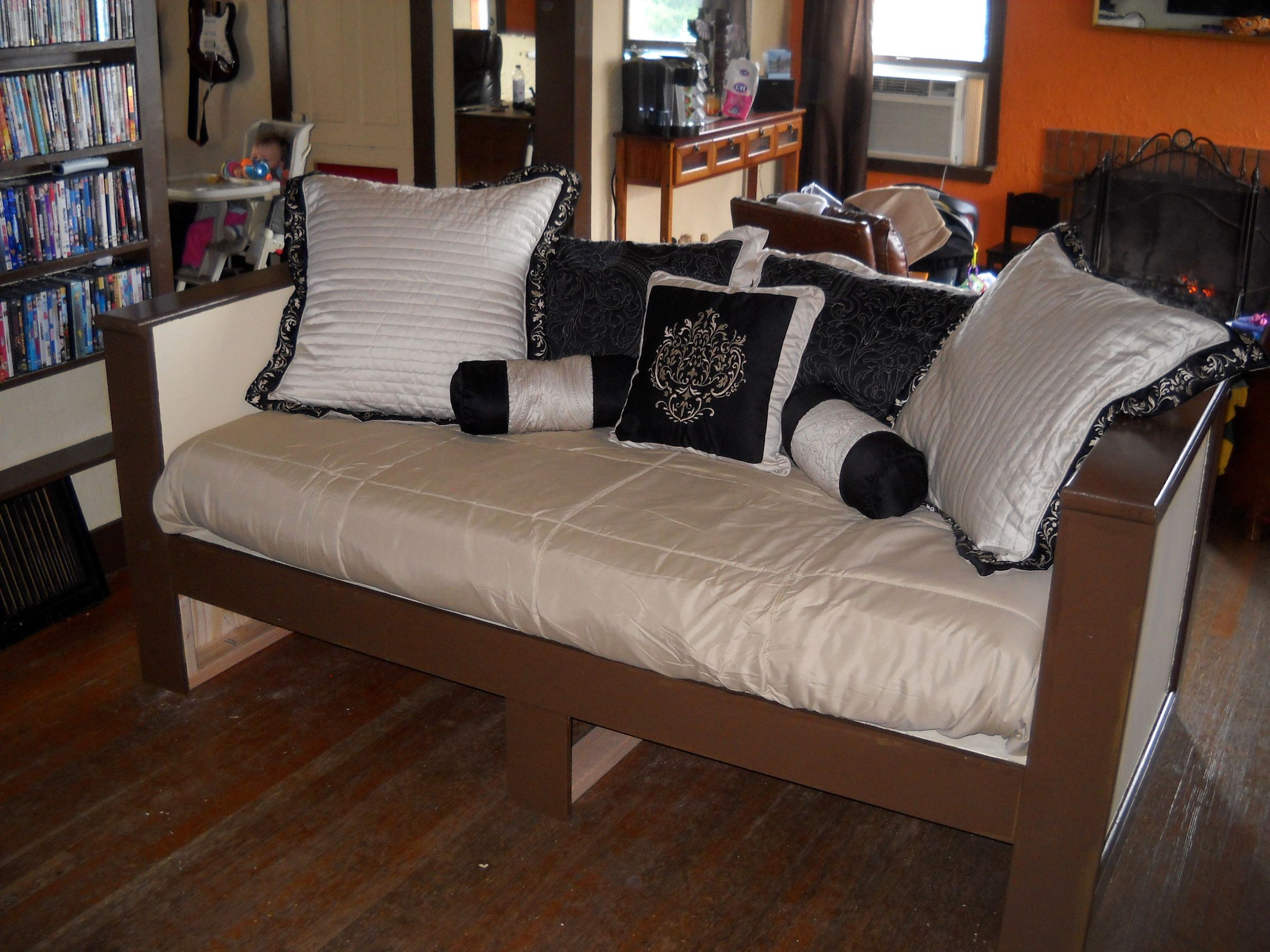 Daybed : 12 Steps (with Pictures) - Instructables