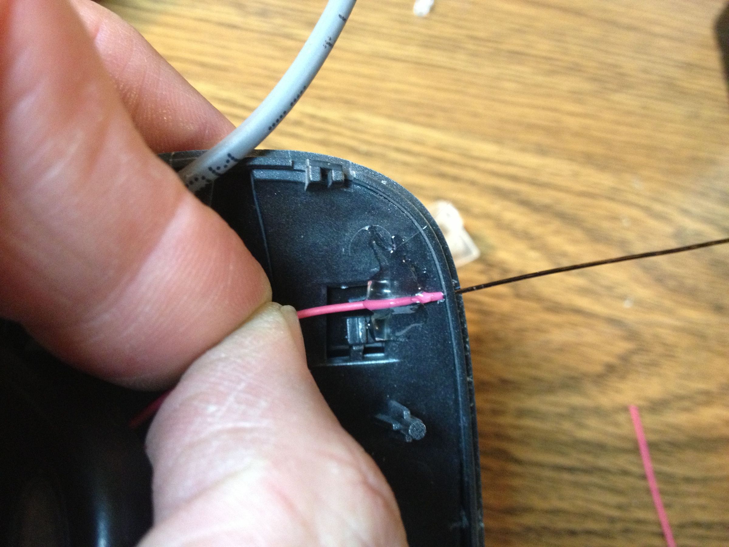Shocking Mouse Prank : 10 Steps (with Pictures) - Instructables
