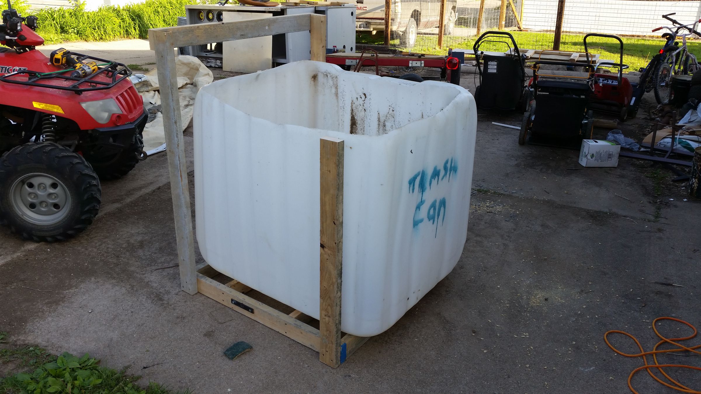 Grass Clipping Cart From Reclaimed Materials. : 5 Steps (with Pictures ...