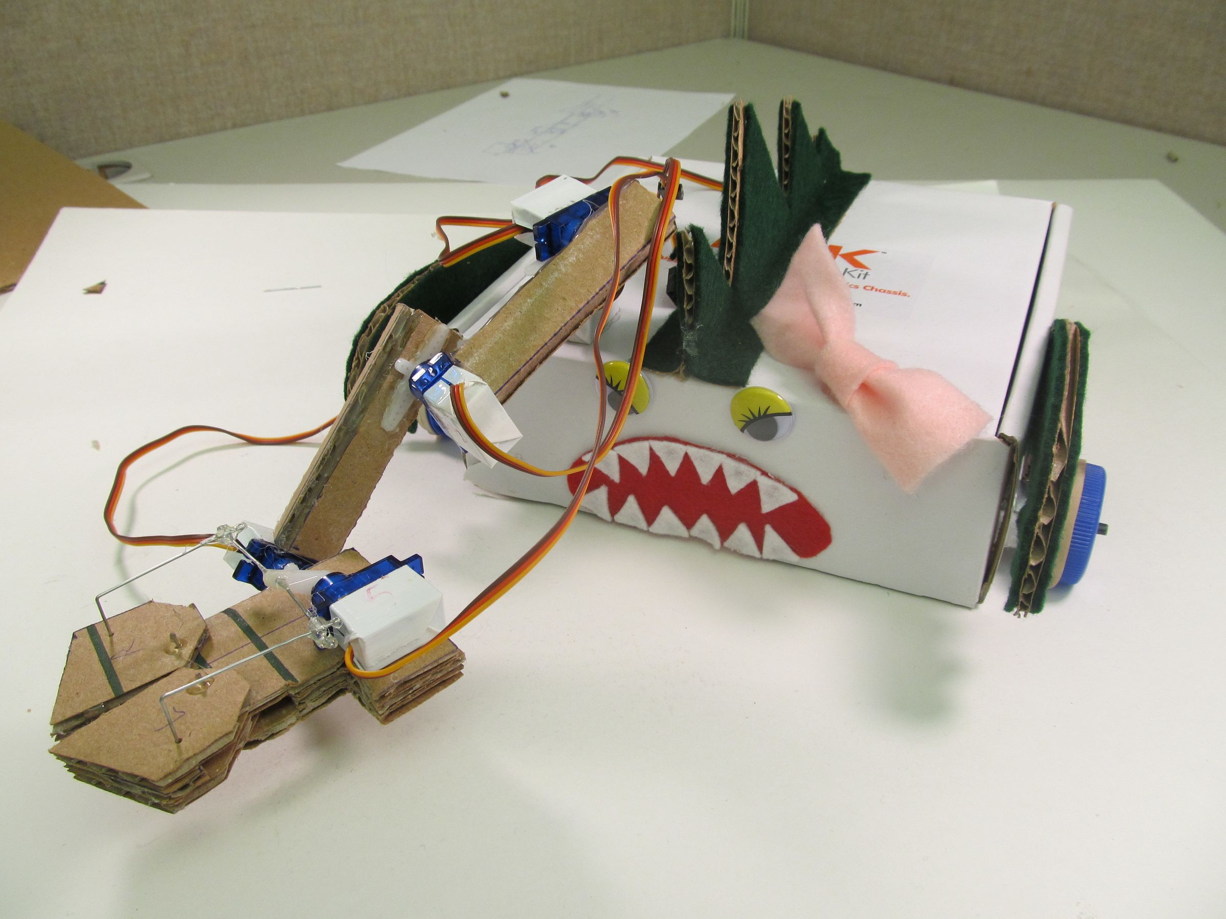 Cardboard Robot Arm for Cheap Robots : 34 Steps (with Pictures ...