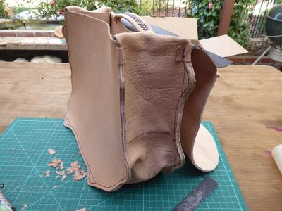 Leather Field Bag : 13 Steps (with Pictures) - Instructables