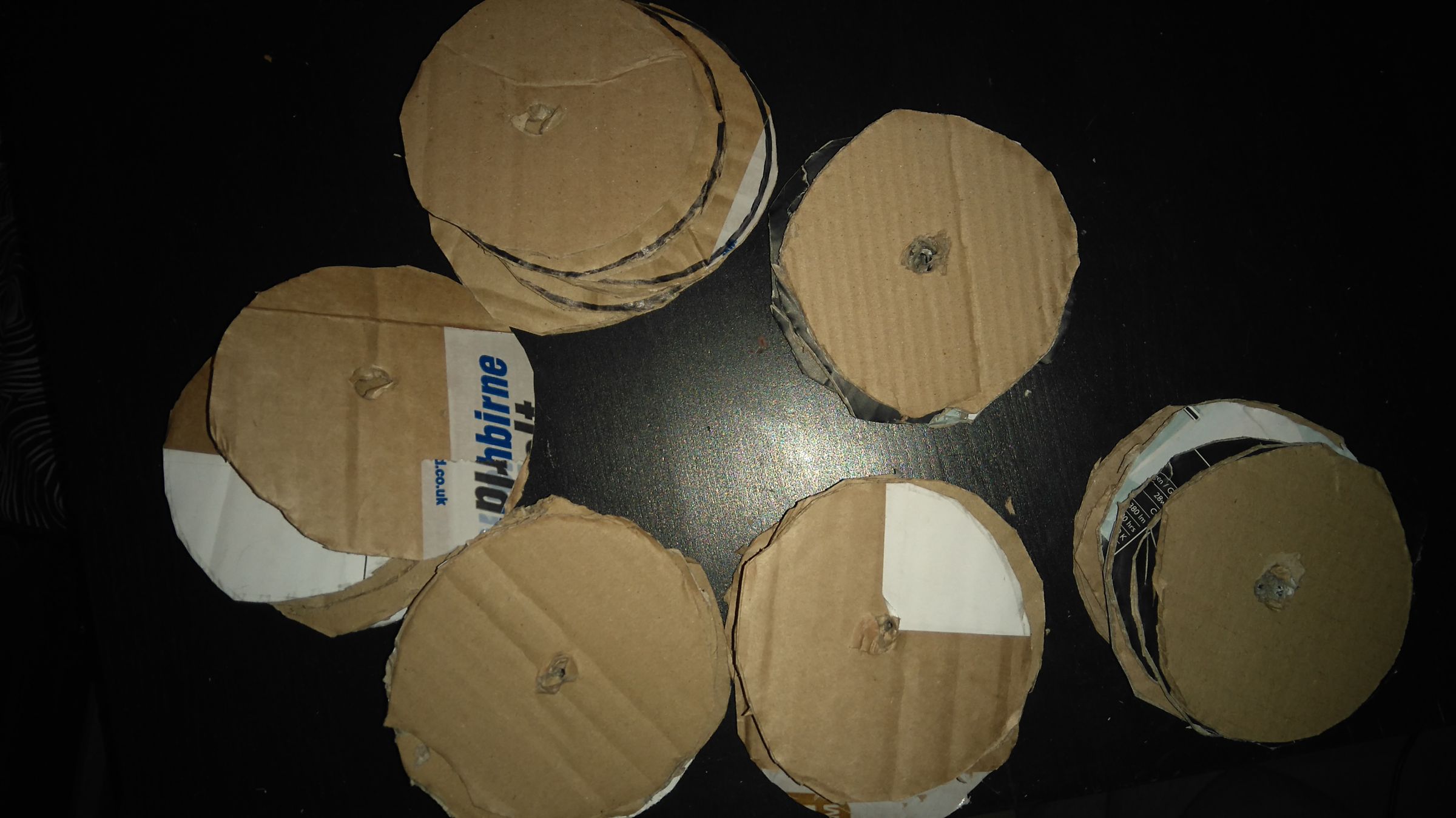 Cardboard Scratching Post : 4 Steps (with Pictures) - Instructables