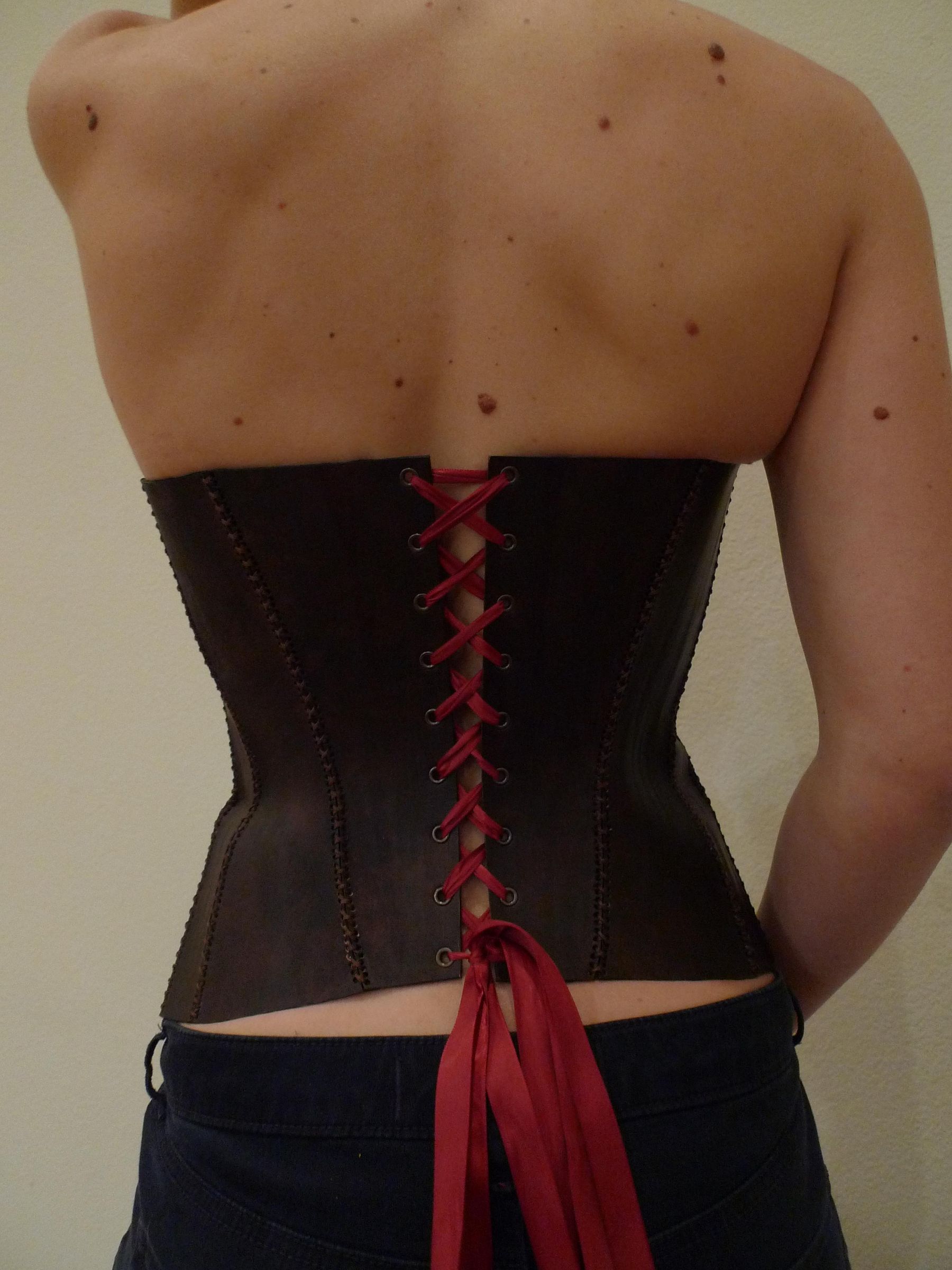 Leather Corset : 8 Steps (with Pictures) - Instructables