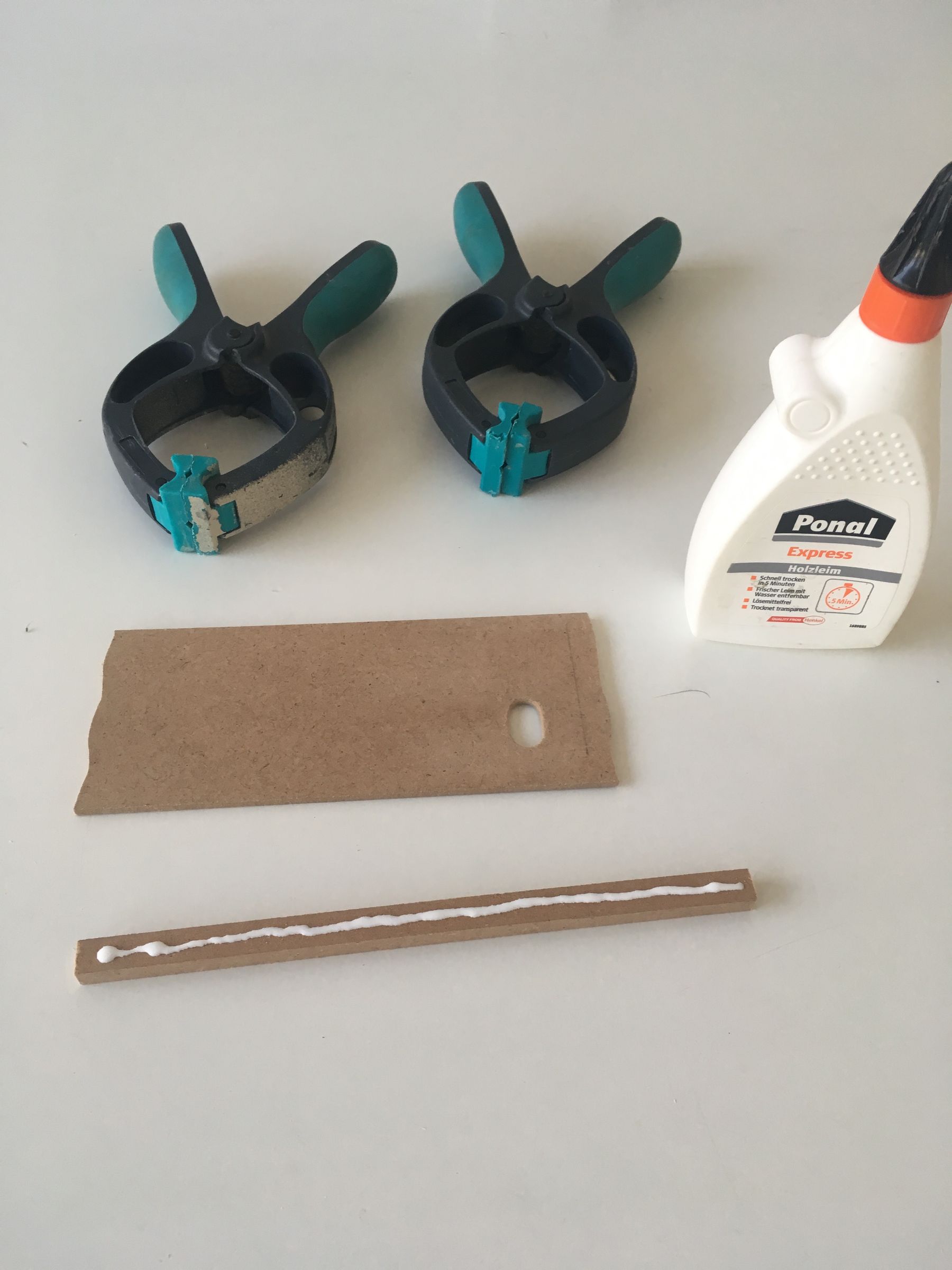 DIY Tripod for Smartphone (iPhone SE) : 17 Steps (with Pictures ...