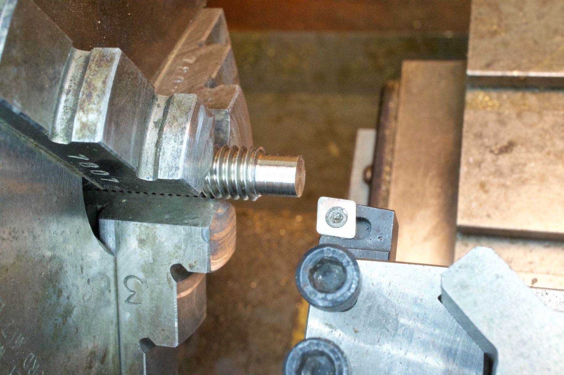 Big Screw Nutcracker : 8 Steps (with Pictures) - Instructables