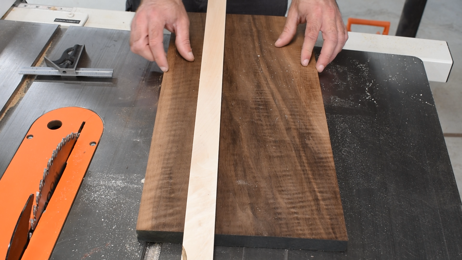 One Day Wooden Tray : 4 Steps (with Pictures) - Instructables