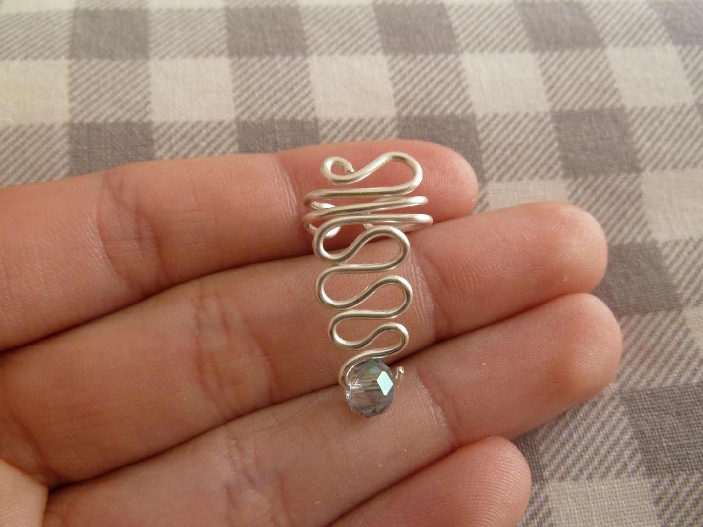 Swirled Wire Ear Cuff : 9 Steps (with Pictures) - Instructables
