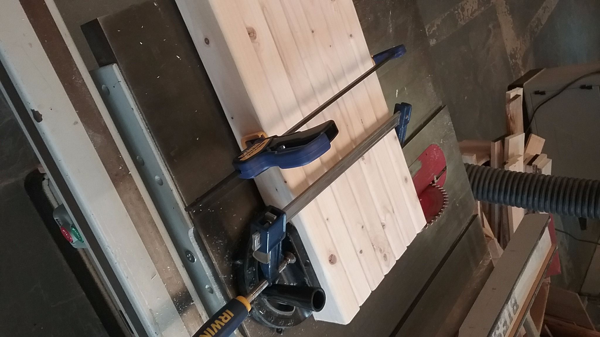 Simple and Sturdy Bench From 2x3s : 6 Steps (with Pictures) - Instructables