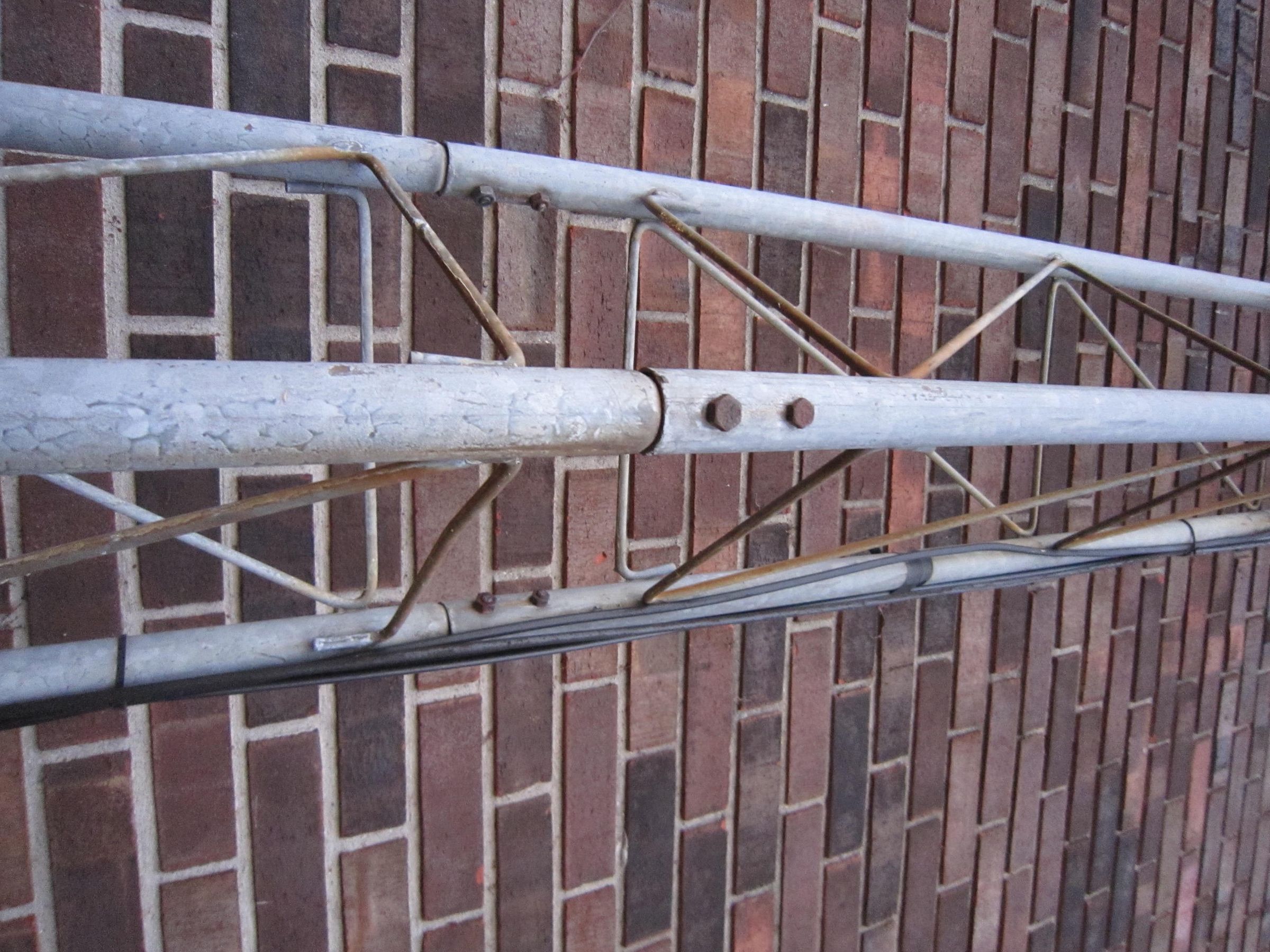 The Amazing Gin Pole Lifter! : 10 Steps (with Pictures) - Instructables