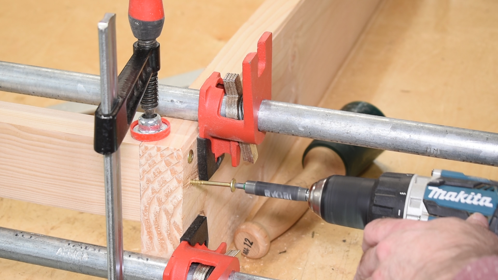 Flattening a Chainsaw Milled Slab : 9 Steps (with Pictures) - Instructables