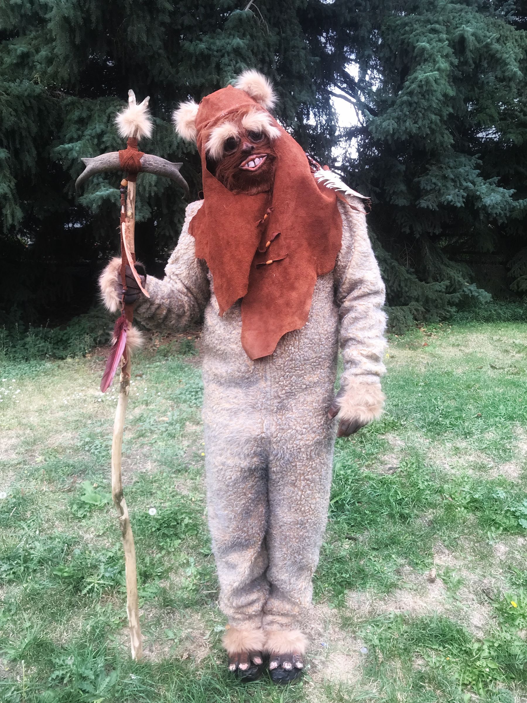 Adult Ewok Costume - Wicket : 5 Steps (with Pictures) - Instructables