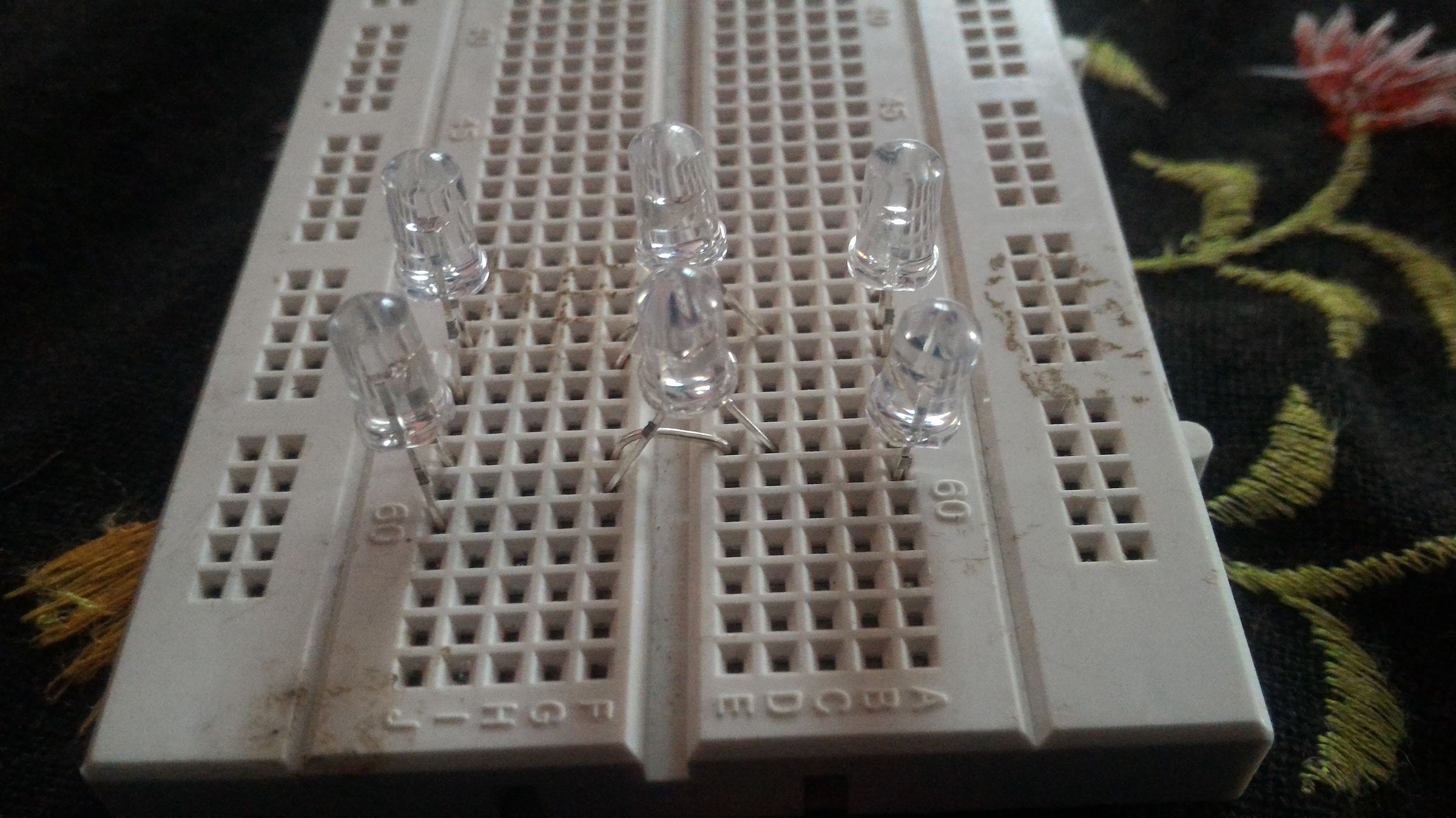 LED Lighting on Breadboard : 6 Steps (with Pictures) - Instructables