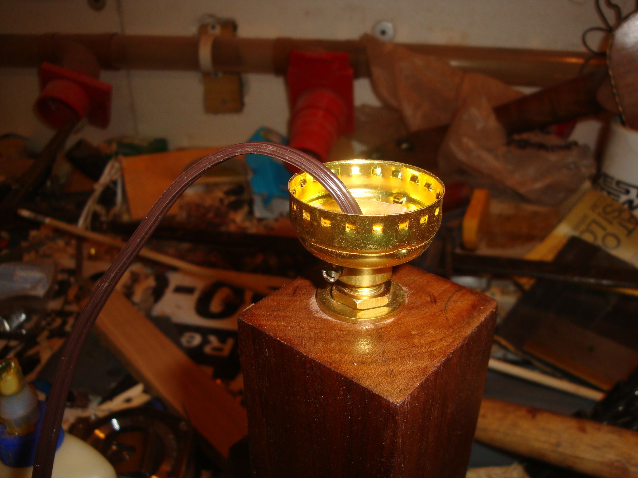 Lets Make a Pump Lamp : 11 Steps - Instructables
