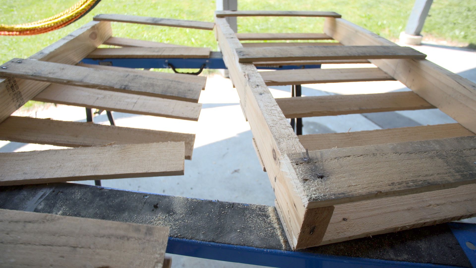 How to Make a Pallet Bike Rack : 9 Steps (with Pictures) - Instructables