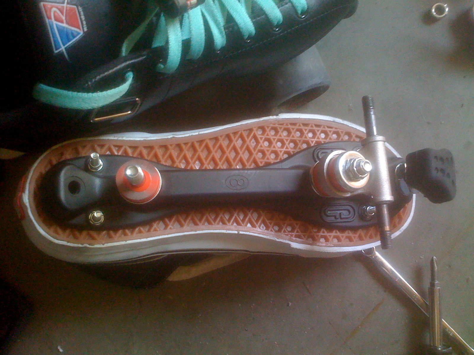 Vans Roller Skates : 4 Steps (with Pictures) - Instructables