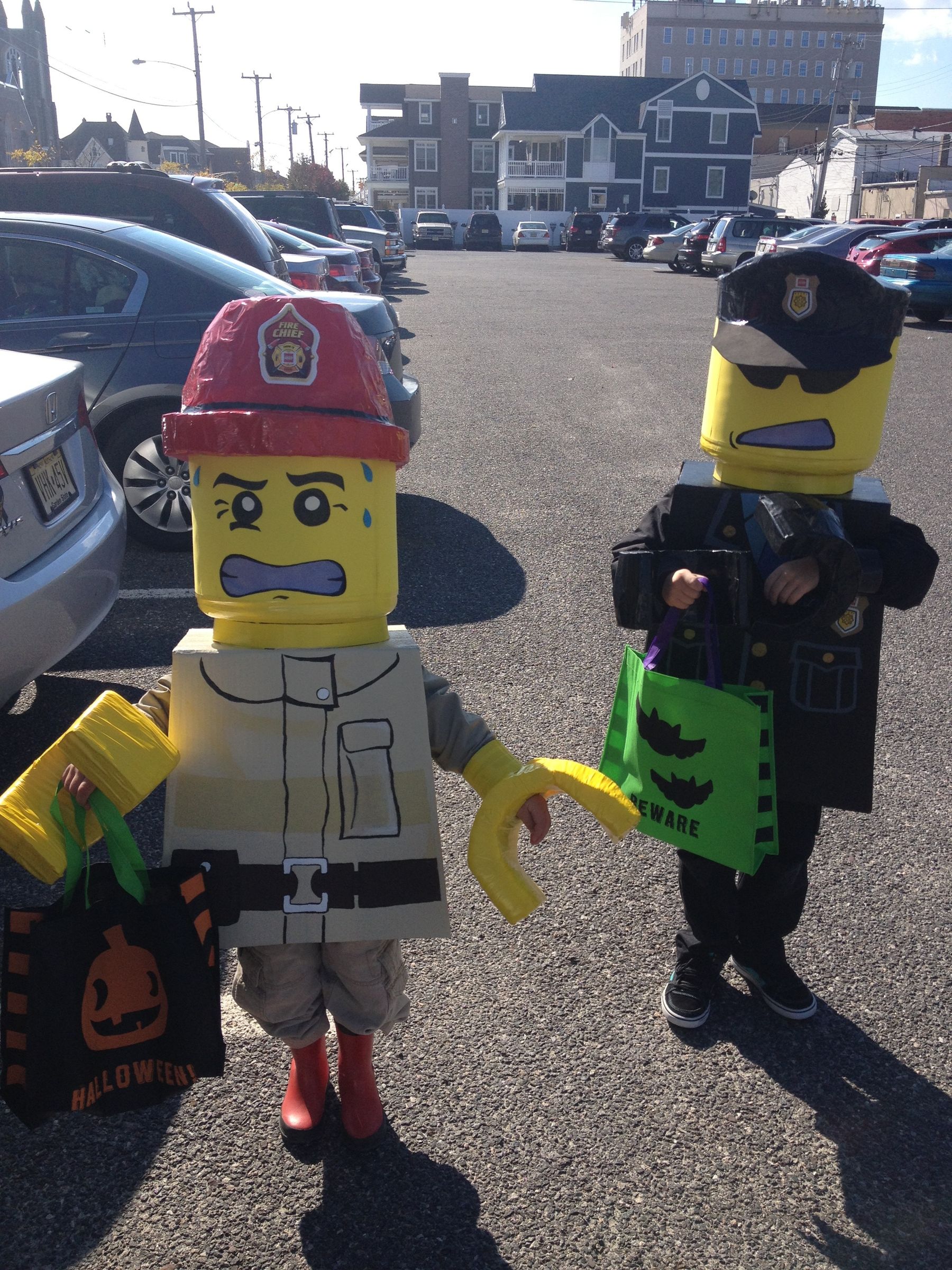 LEGO Man Costume : 5 Steps (with Pictures) - Instructables