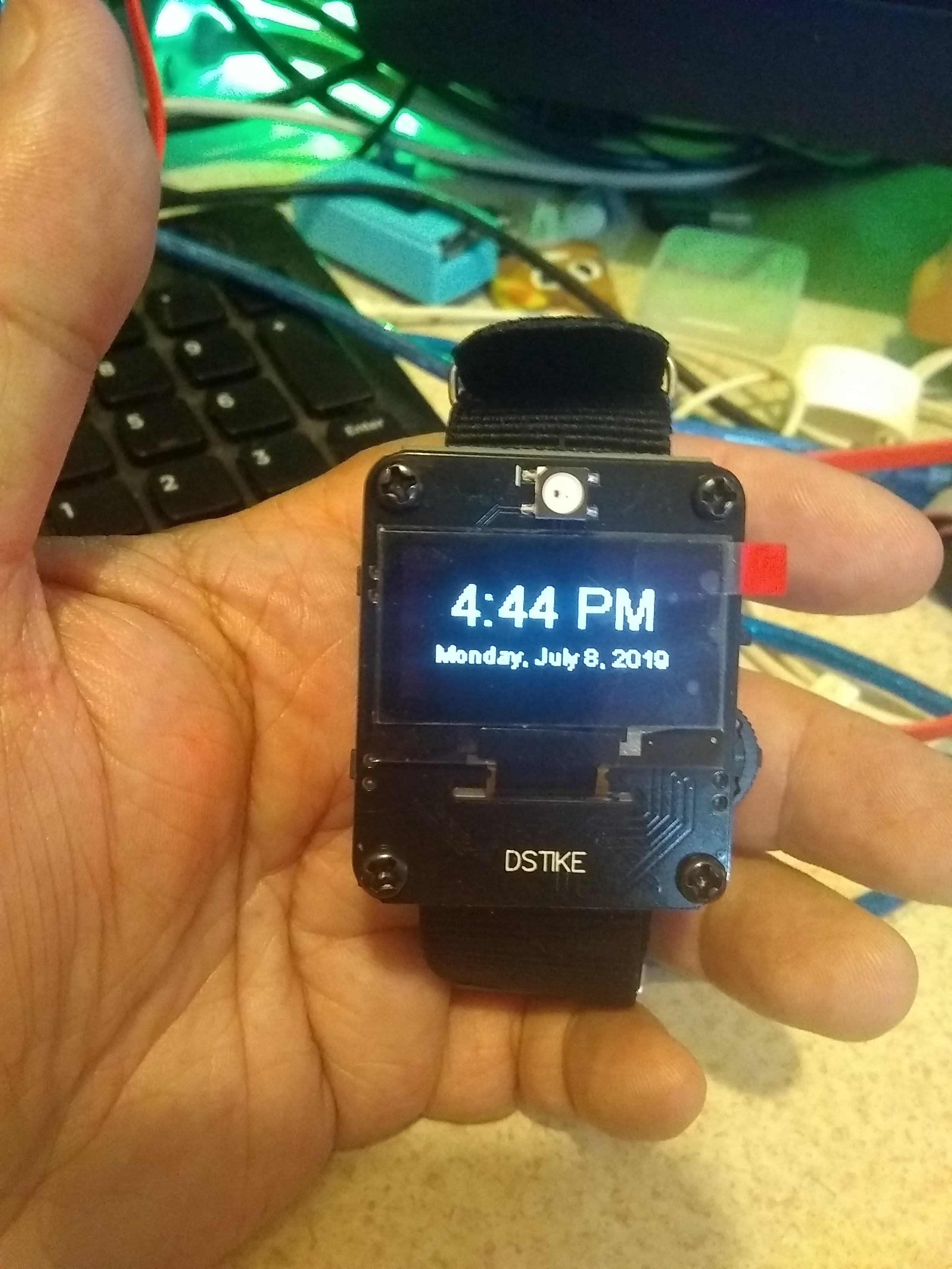 Simplest ESP8266 Local Time Internet Clock With OLED : 4 Steps (with Pictures) - Instructables