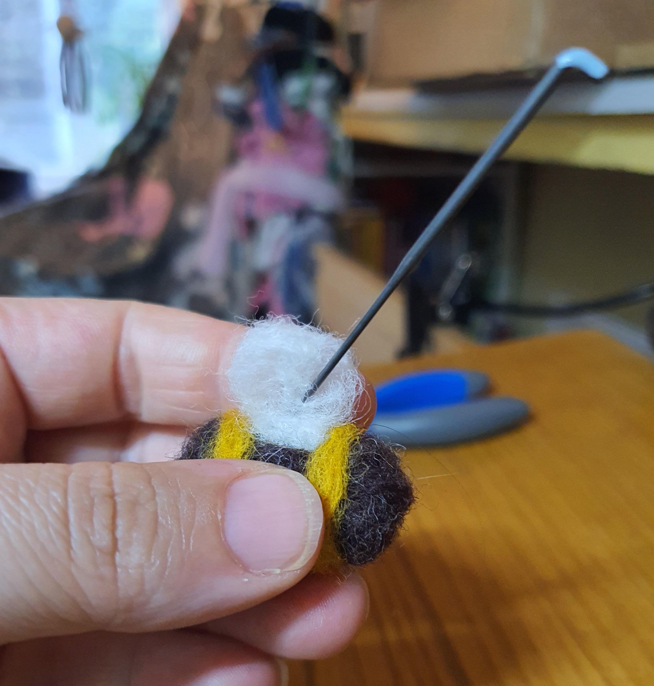 Felt Bumble Bee : 8 Steps (with Pictures) - Instructables