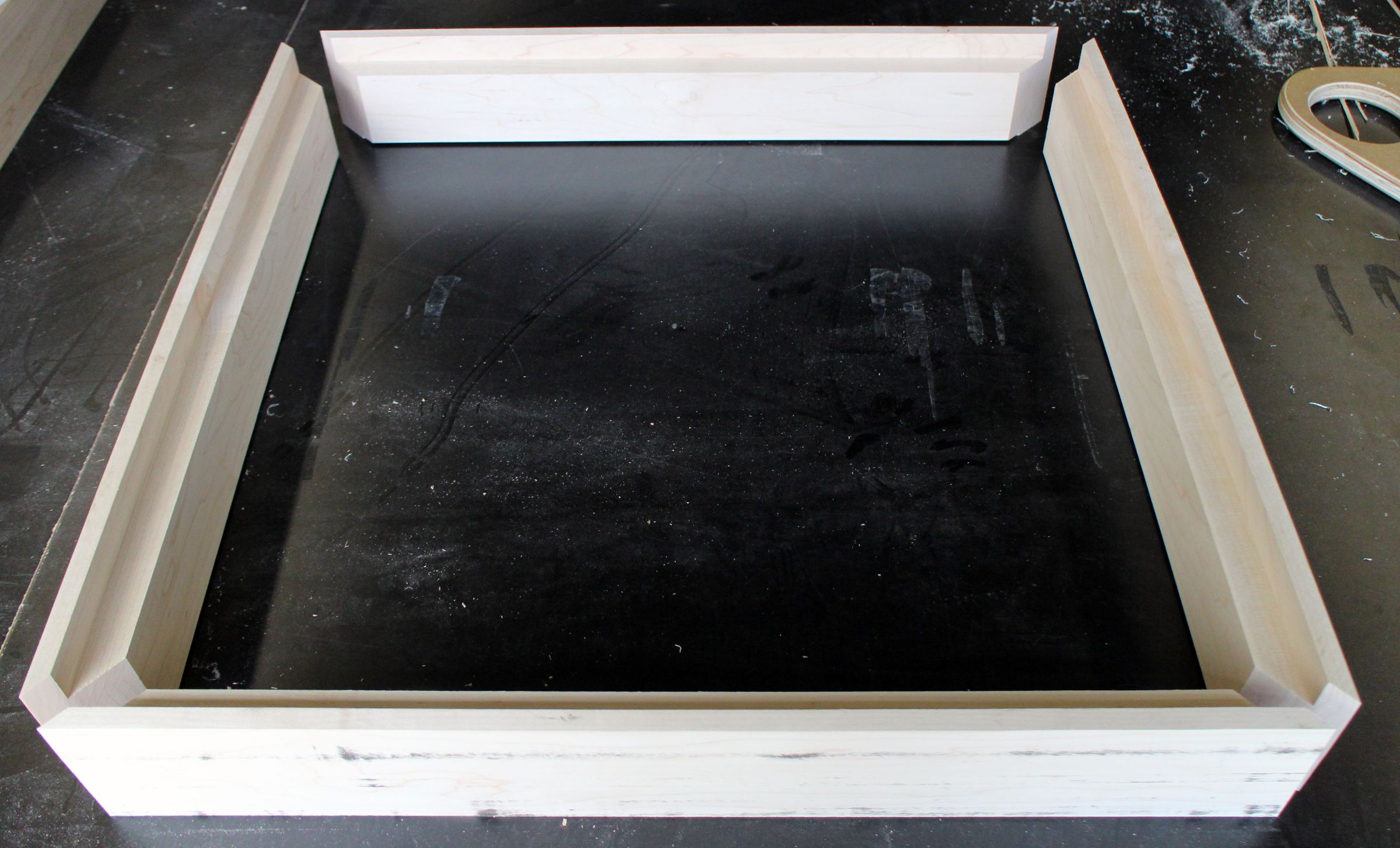 Light-Up Disco Table : 27 Steps (with Pictures) - Instructables