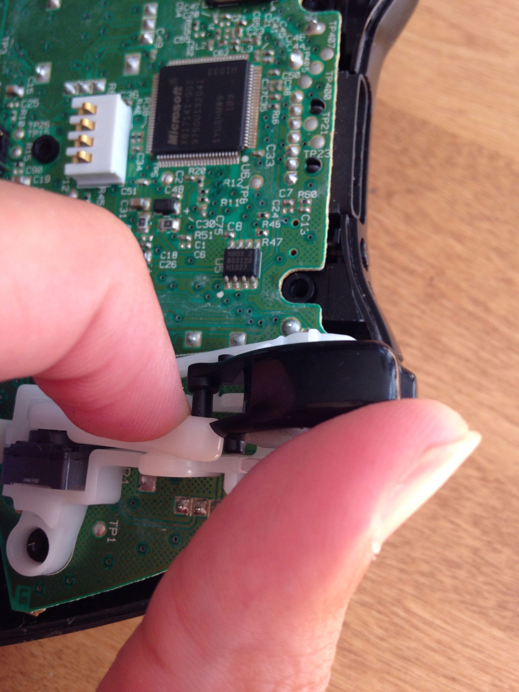 How to Change All Buttons, Triggers, and Joysticks on an Xbox 360 ...