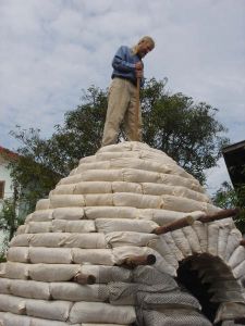 How to Build an Earthbag Dome : 17 Steps (with Pictures) - Instructables