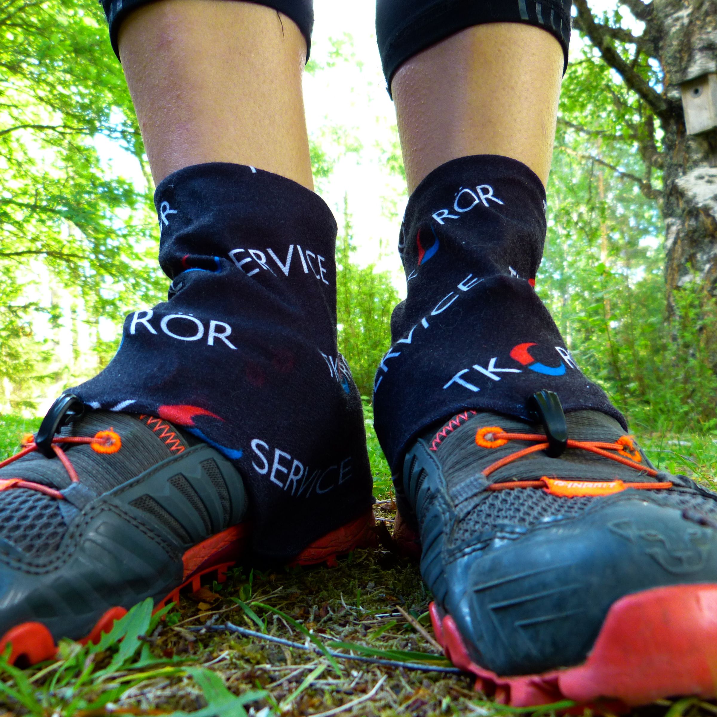 MYOG Trail Gaiters From a Buff : 8 Steps (with Pictures) - Instructables