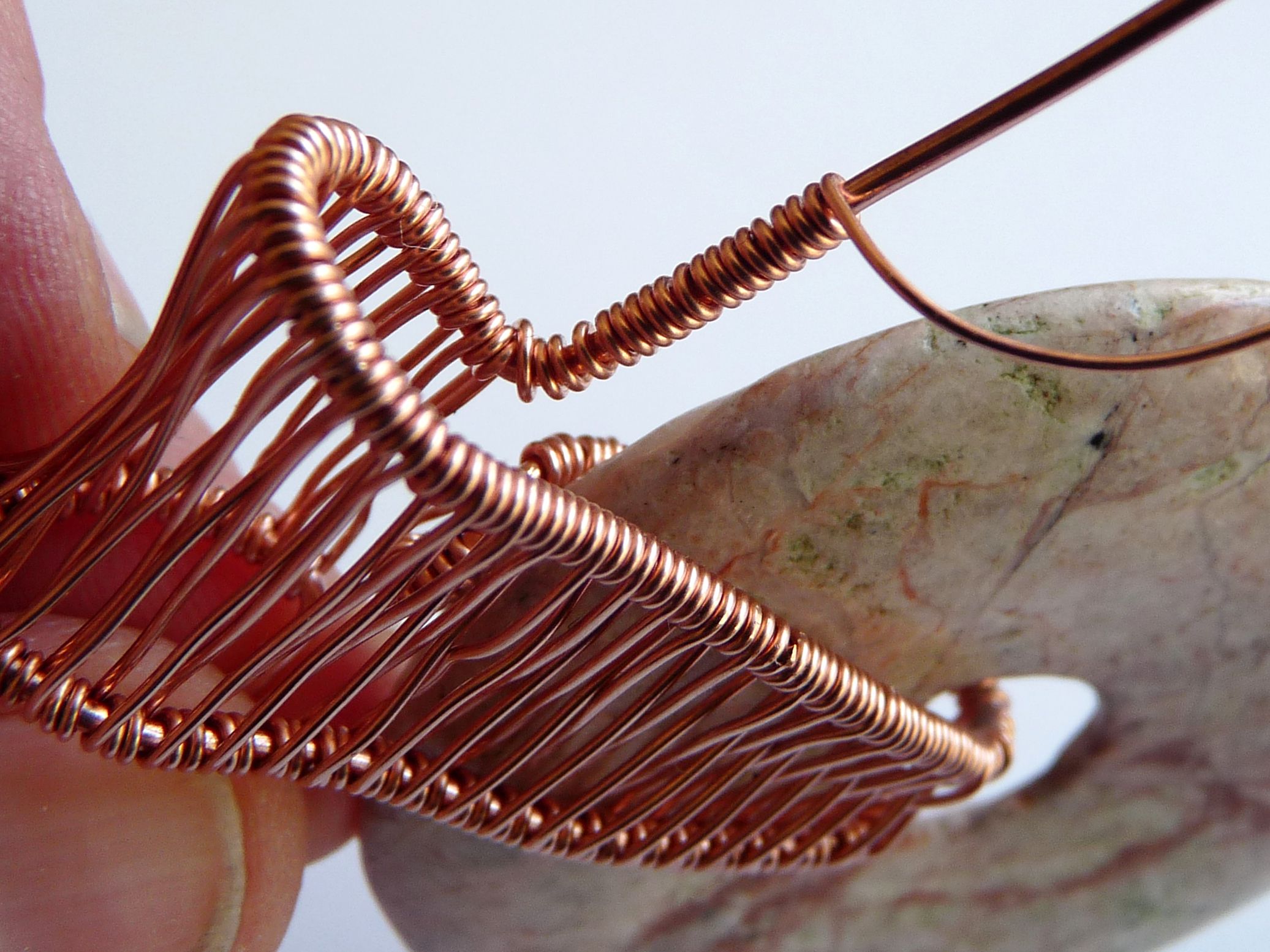 Woven Wire Bail Gemstone Pendant : 24 Steps (with Pictures) - Instructables