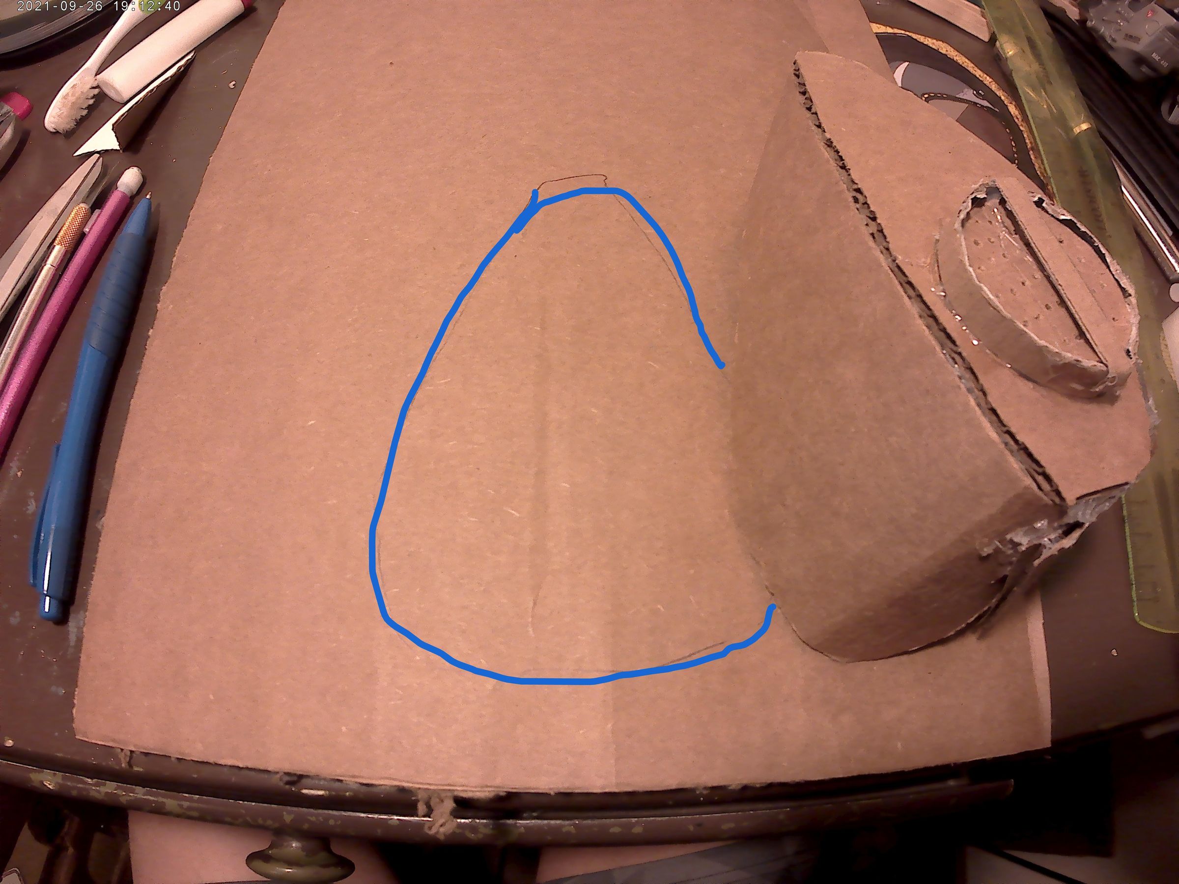 Cardboard Gas Mask : 7 Steps (with Pictures) - Instructables