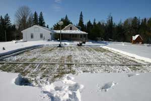 Make a Cheap Backyard Ice-skating Rink : 8 Steps (with Pictures ...
